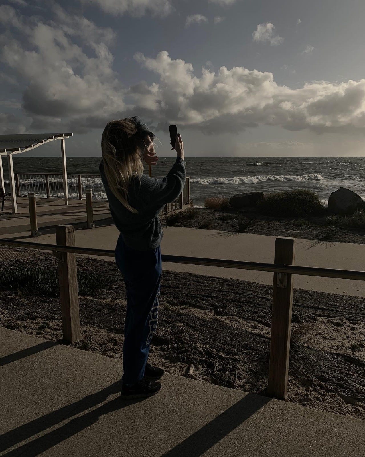 Bad Artist Statement #3: Holly Childs - by Paul Dalla Rosa