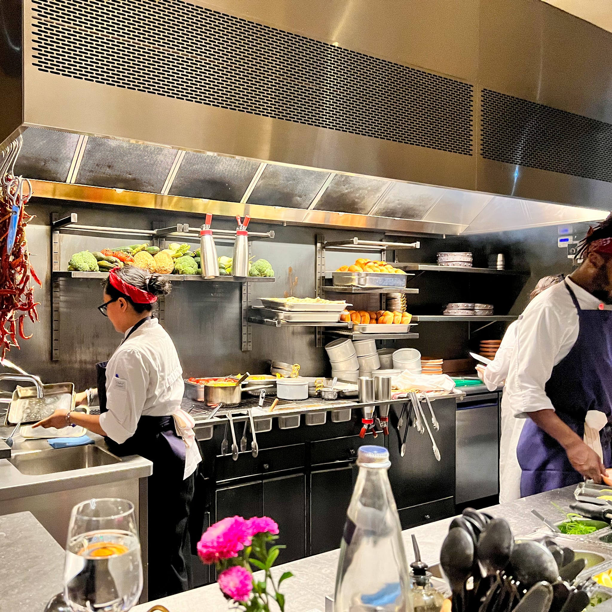 Tekés - by Meg Zimbeck - PARIS BY MOUTH