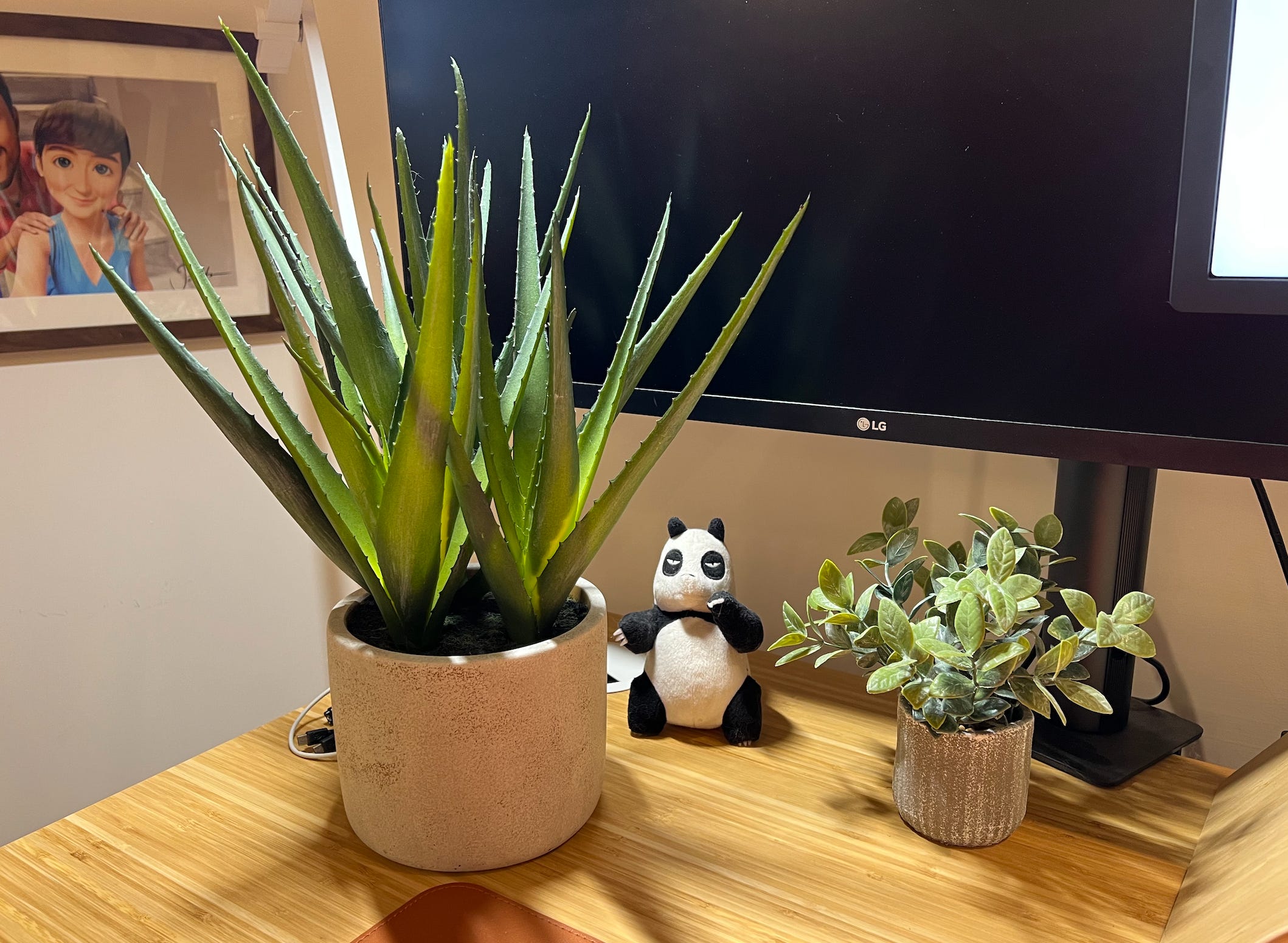 My Desk Setup and Accessories 🪑 - by Luca Rossi