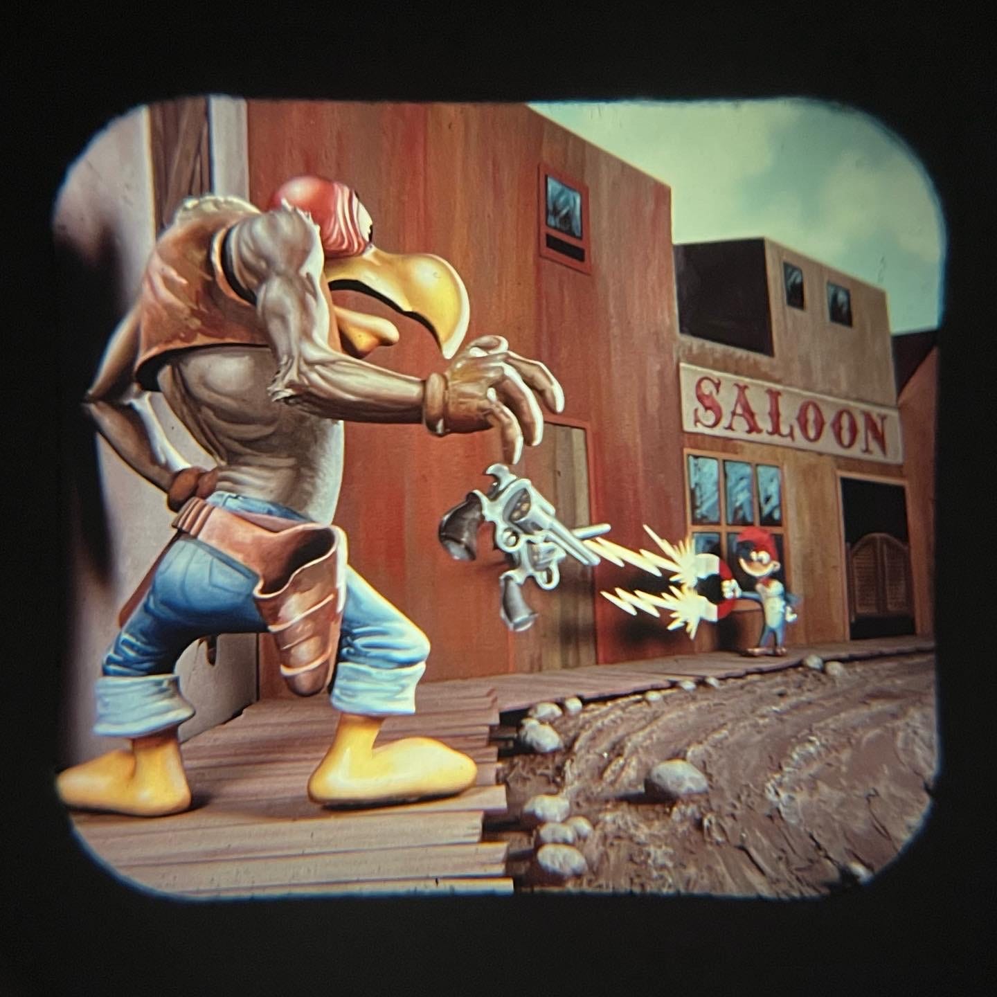 Montyne's Innovative, Savage and Sexy View-Master Work