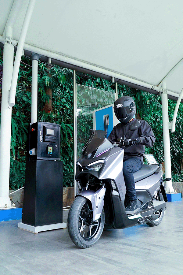 ION Mobility signs MoU with PLN on EV Motorcycle Charging Solutions and ...
