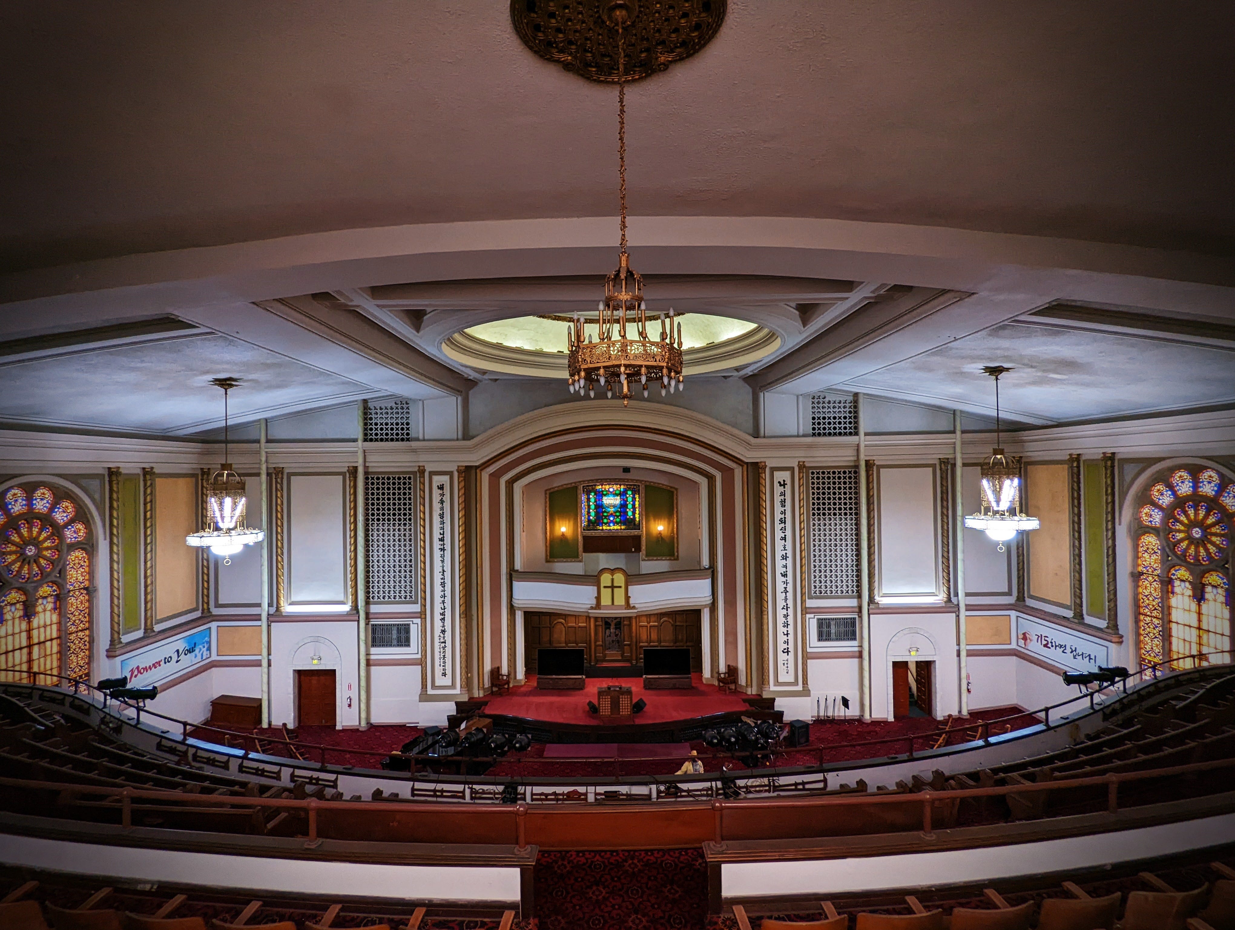 Exploring the hidden secrets of the 98-year-old Sinai Temple in Koreatown