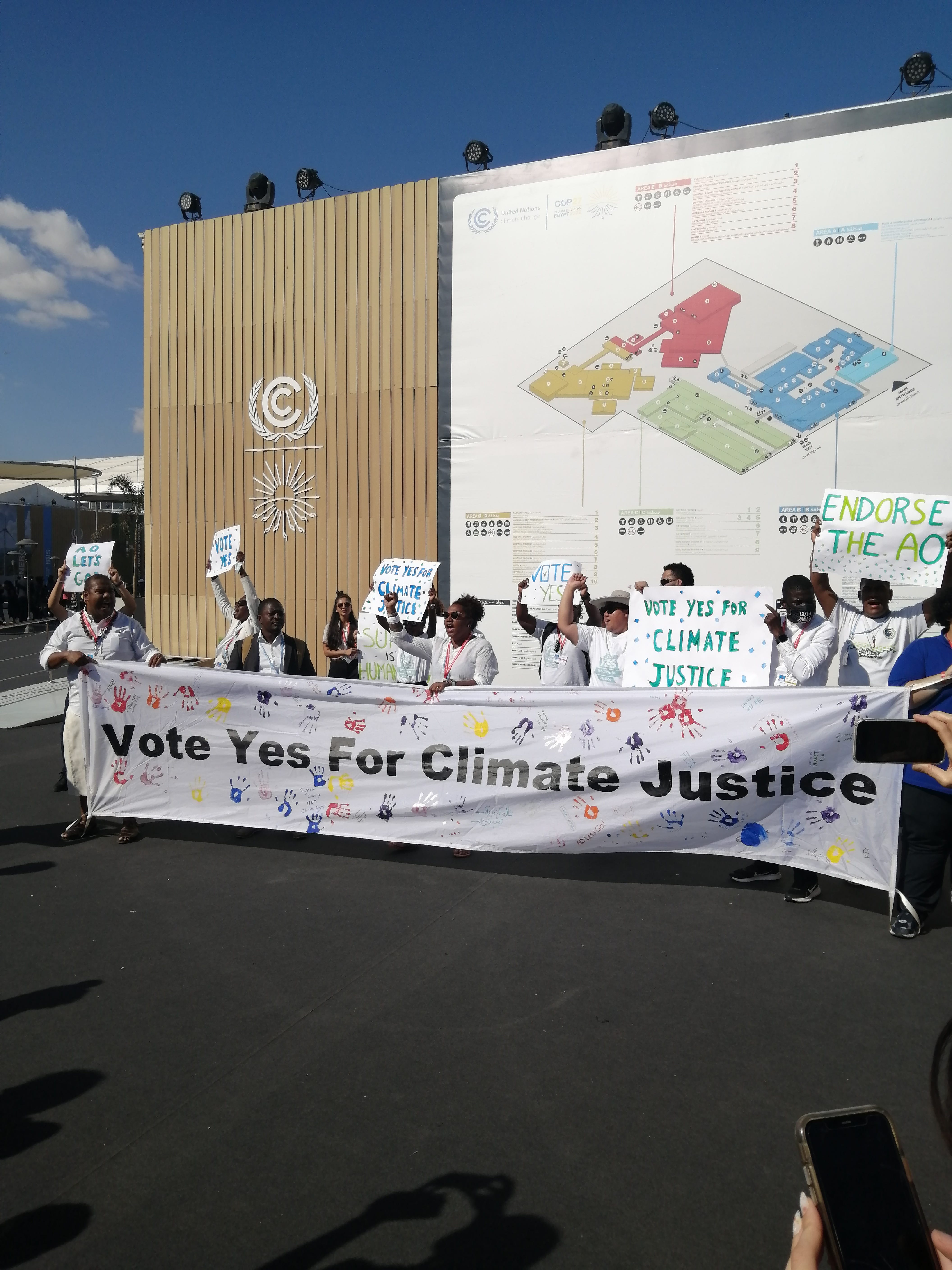 [Scrisoare de la COP27 #4] Nu ești la masă? Poate ești în meniu