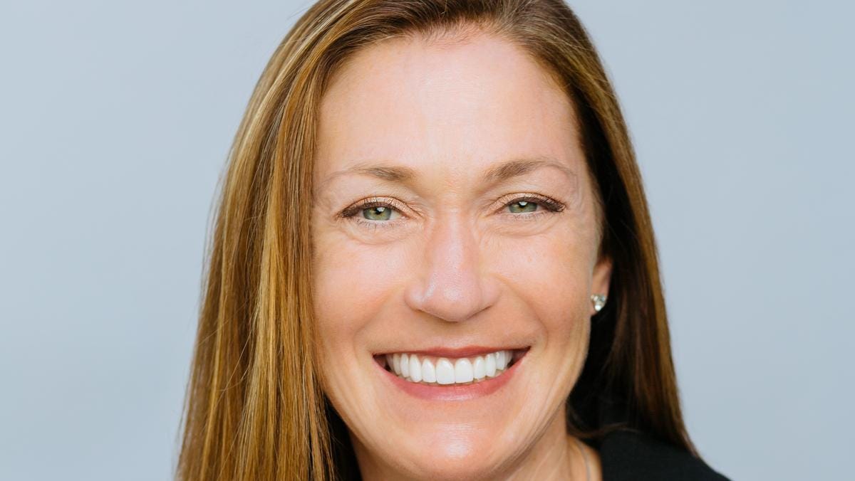 Anchor List: Kelly Breslin Wright, Former EVP Sales at Tableau