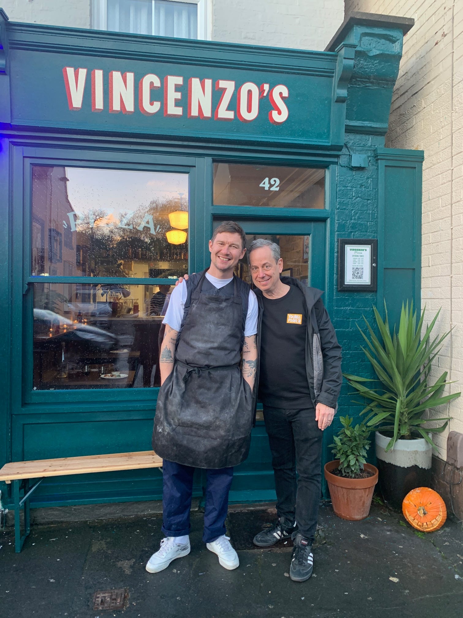 Vincenzo's Pizza: crisp, juicy, gone in minutes