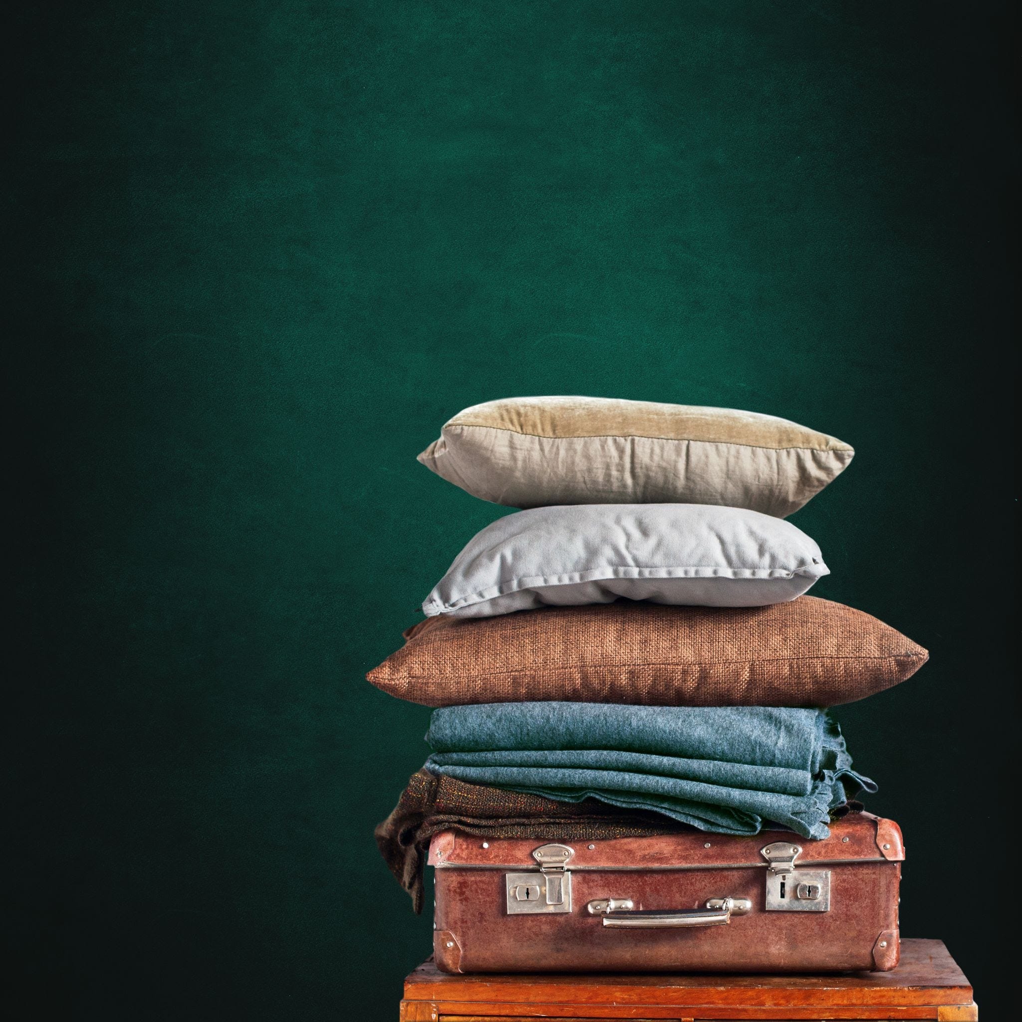 The Etiquette of Overnight Hosting & Guesting 🏡