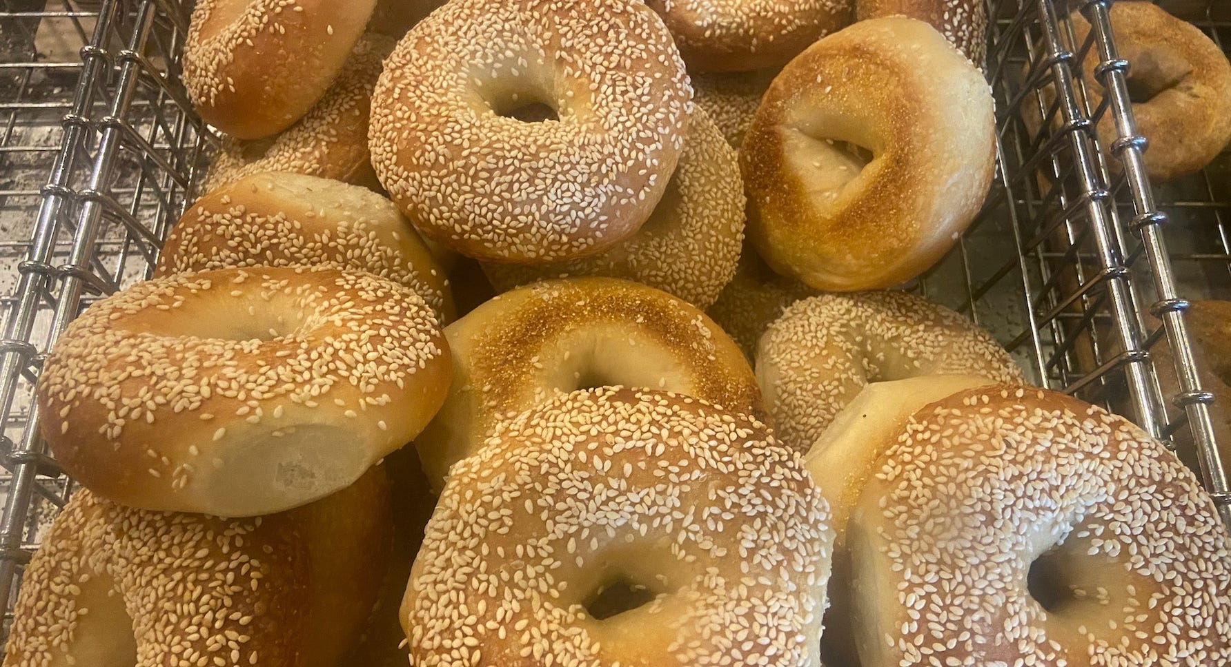 Can I find a good Seattle bagel at... Bagel Oasis