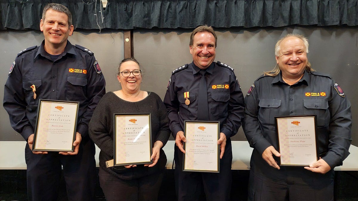 Swanport group’s CFS firefighters recognised for 1000 years of service