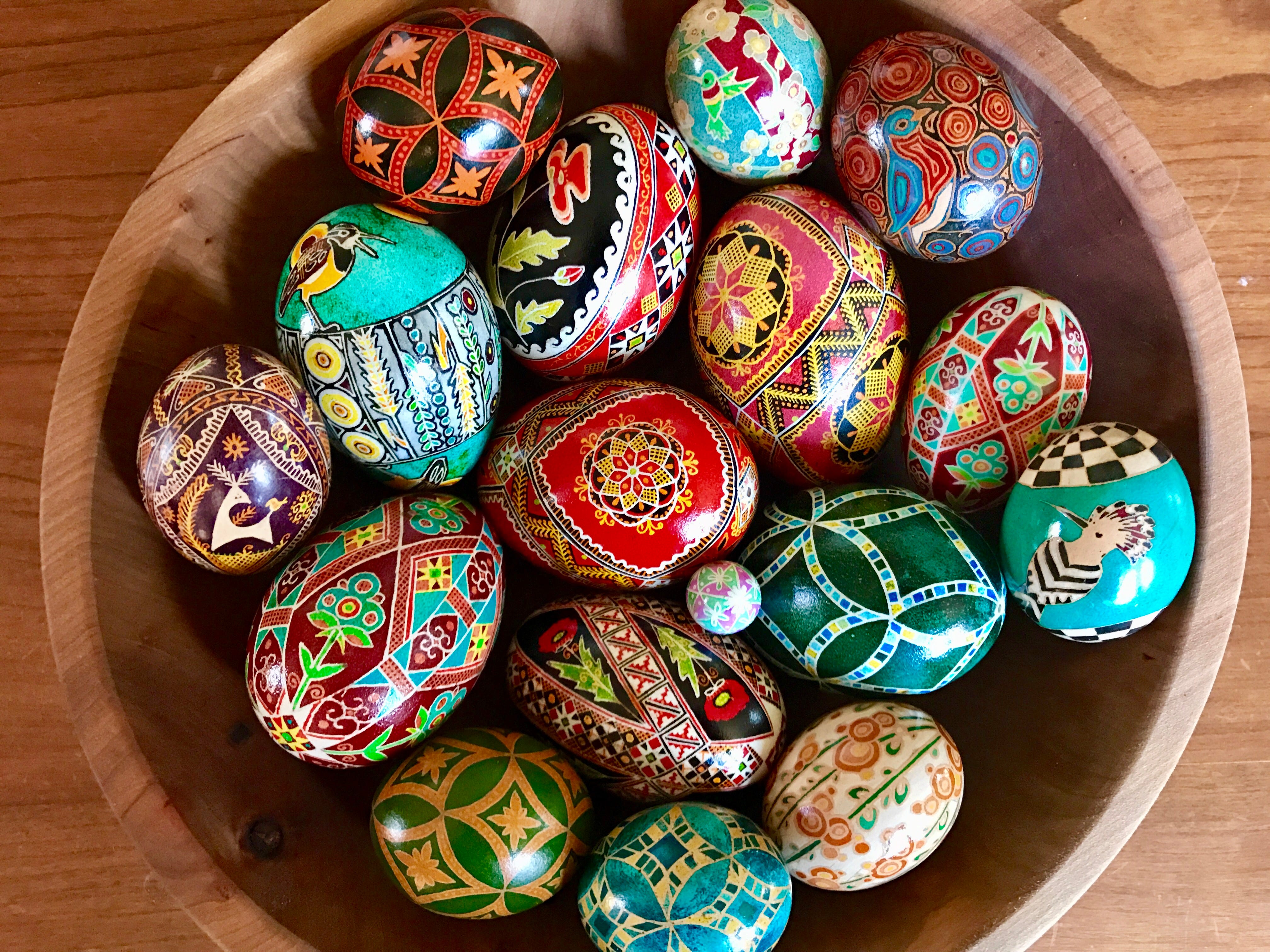 HOW TO MAKE A UKRAINIAN EGG - by Caroline Manring