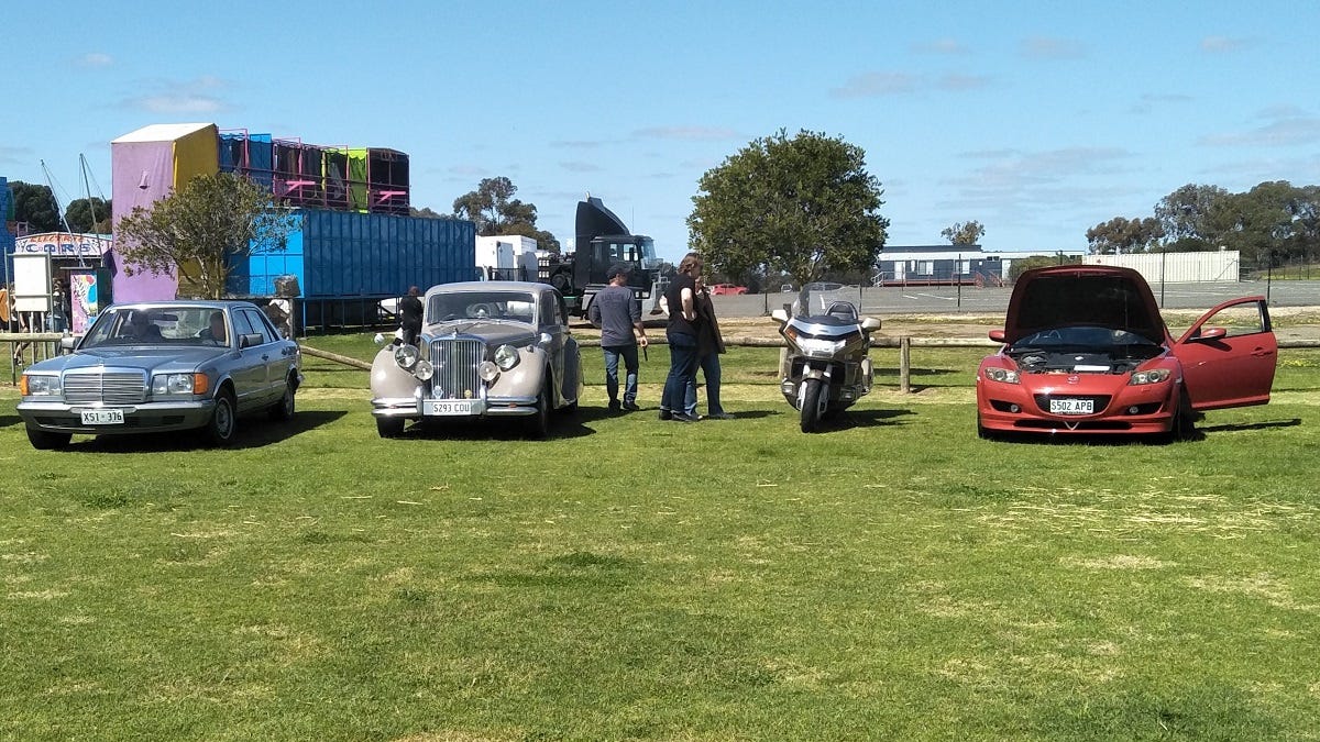 Auto Collectors Club enjoys a busy September