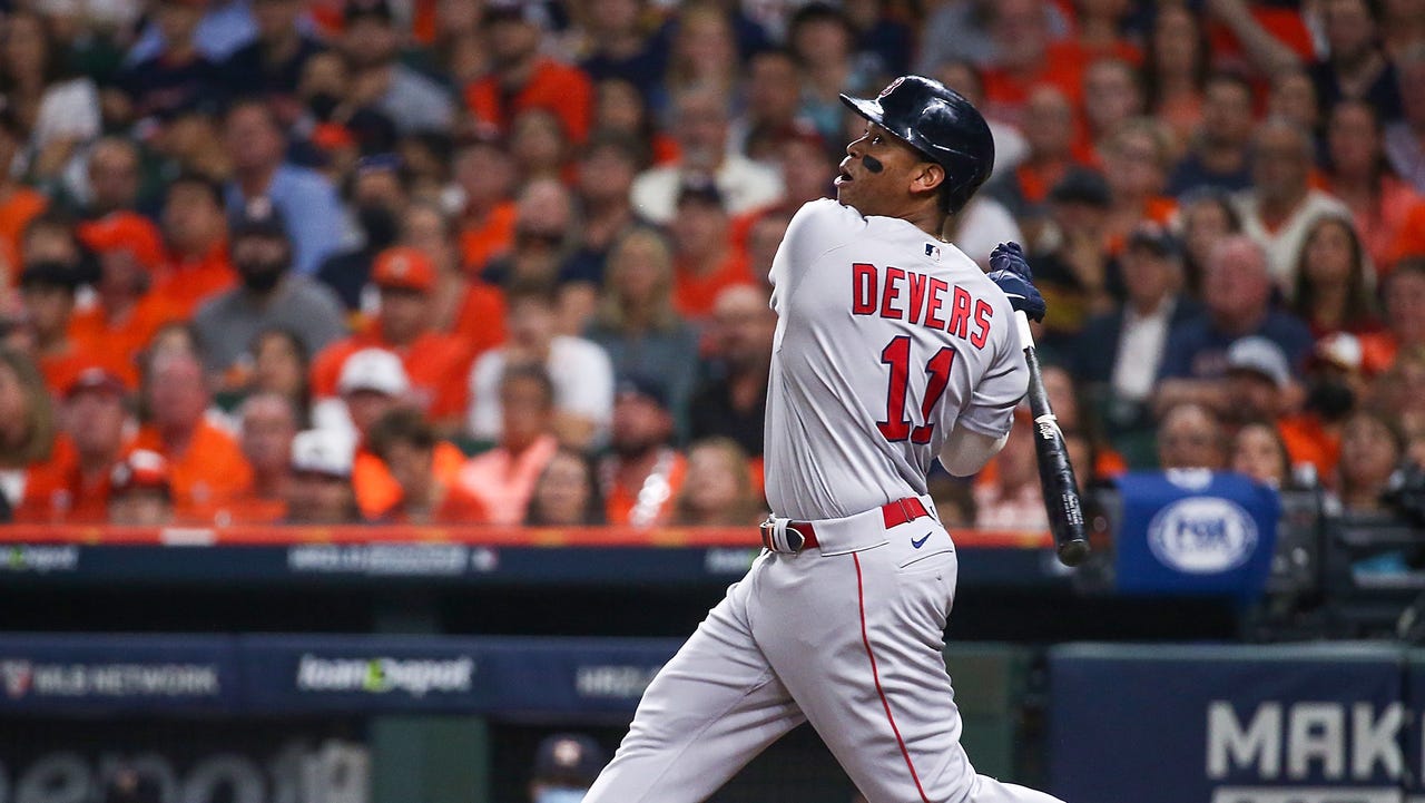 Red Sox and Rafael Devers avoid arbitration, agree on 1-year, $17.5m ...