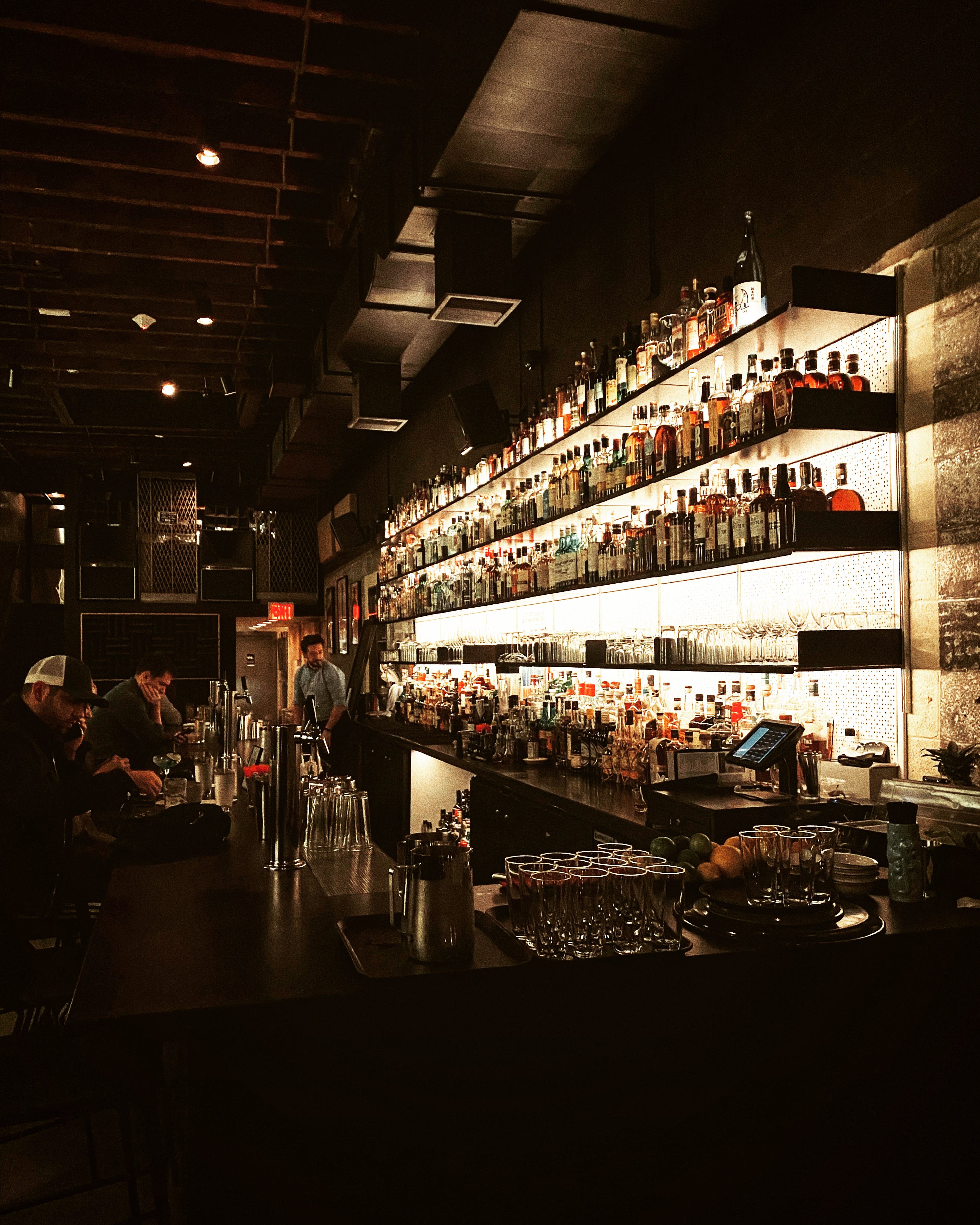 The Other Long Island Bar - The Mix with Robert Simonson