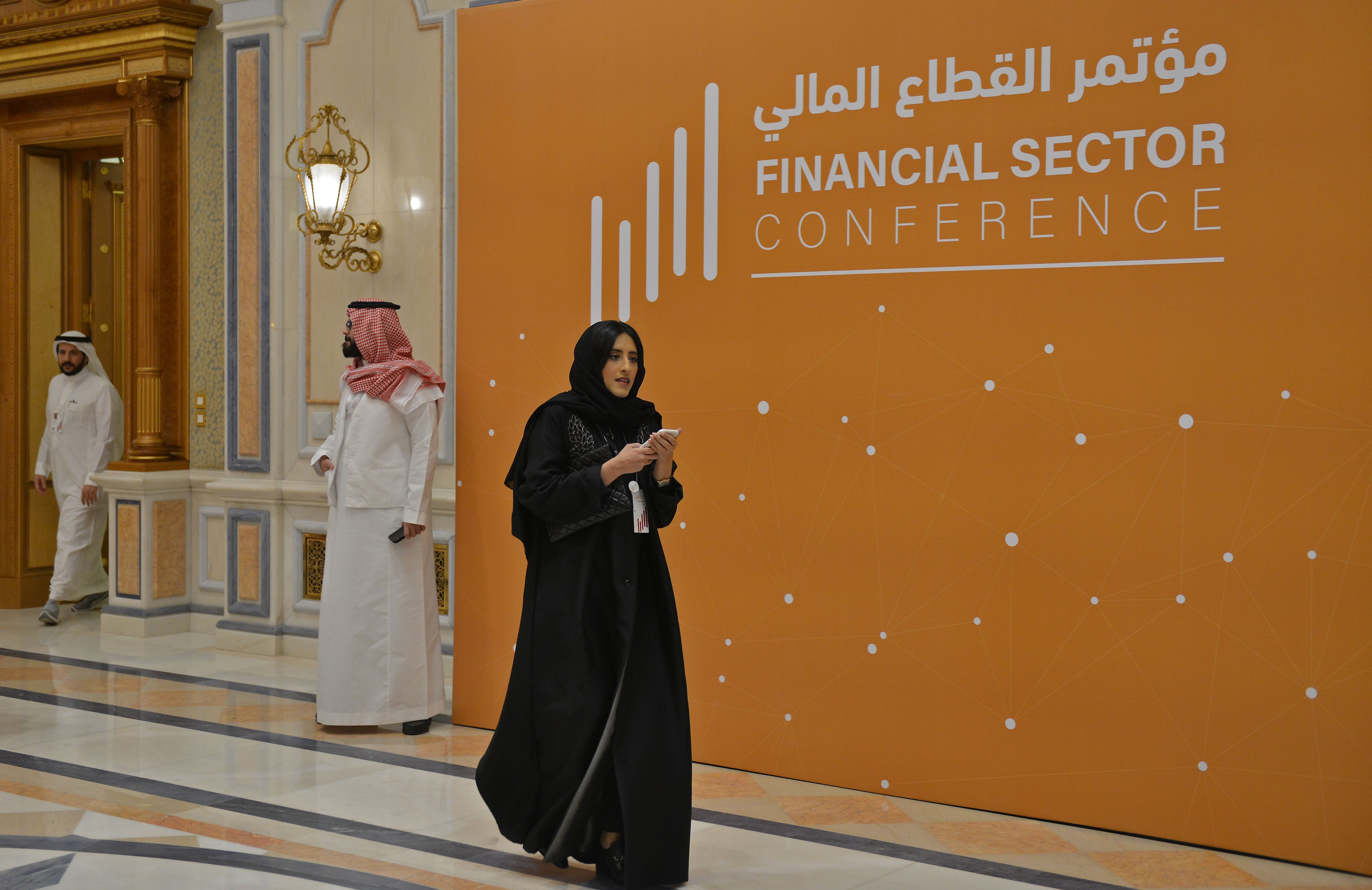 Saudi Arabia grants first digital banking licenses