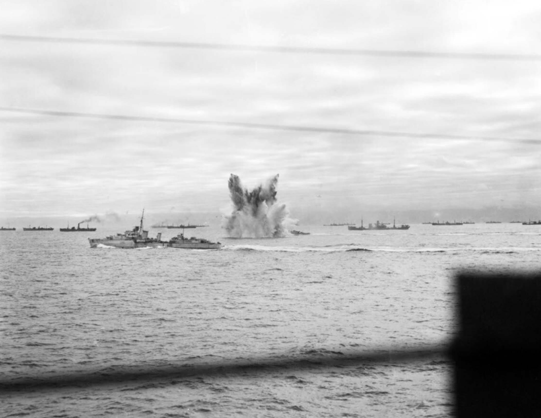 Luftwaffe's 'Golden comb' attack - by Martin Cherrett