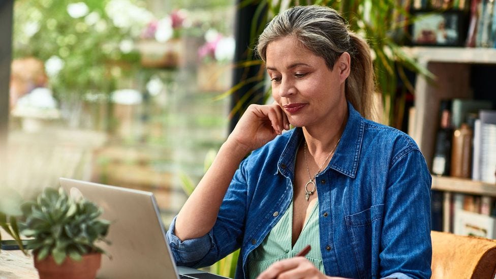 Business English with Natasha * Why ‘quiet quitting’ is nothing new