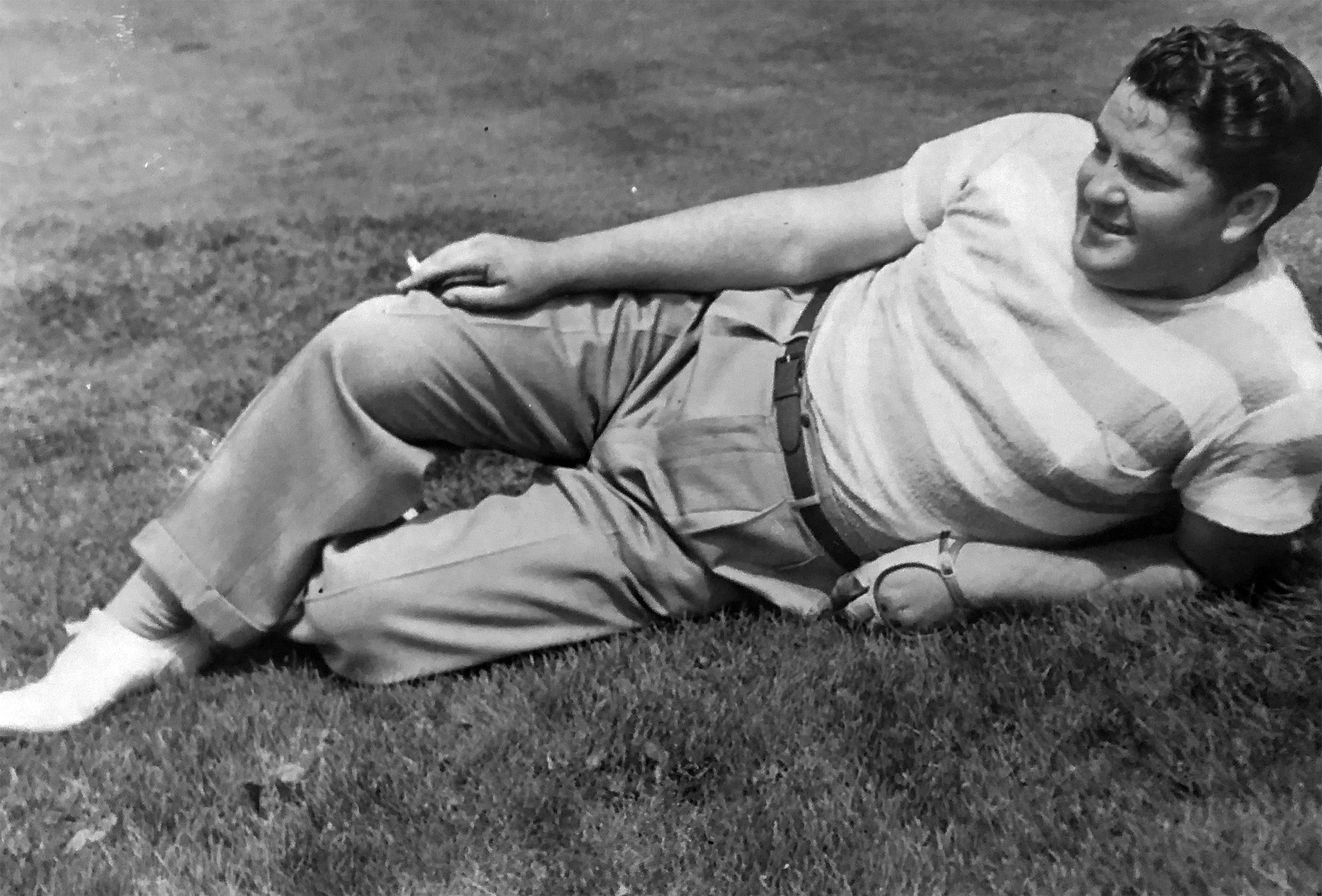 Recalling a 'helluva cat' - by Bill Fields - The Albatross