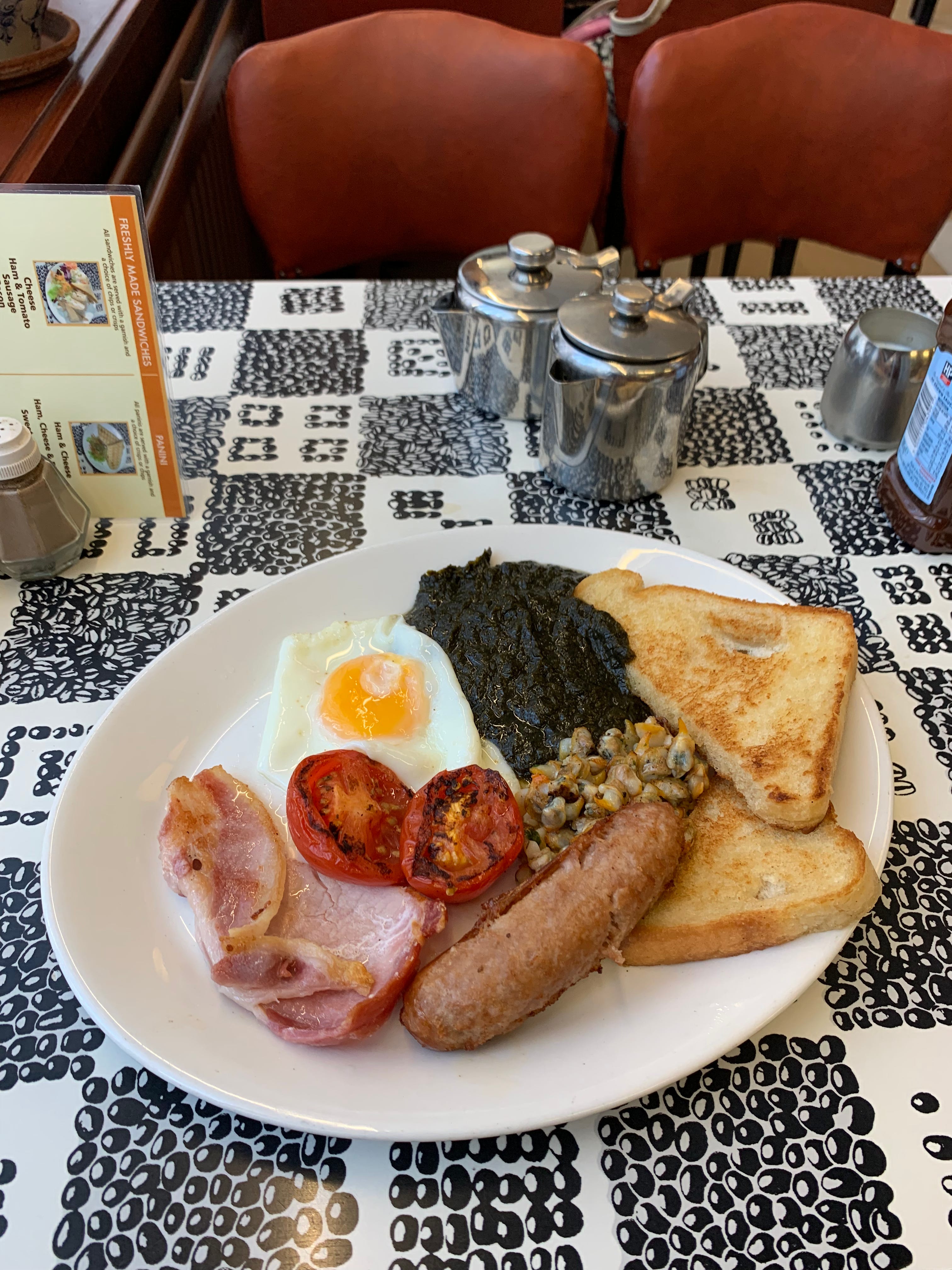 Live, Laugh, Laverbread - Vittles