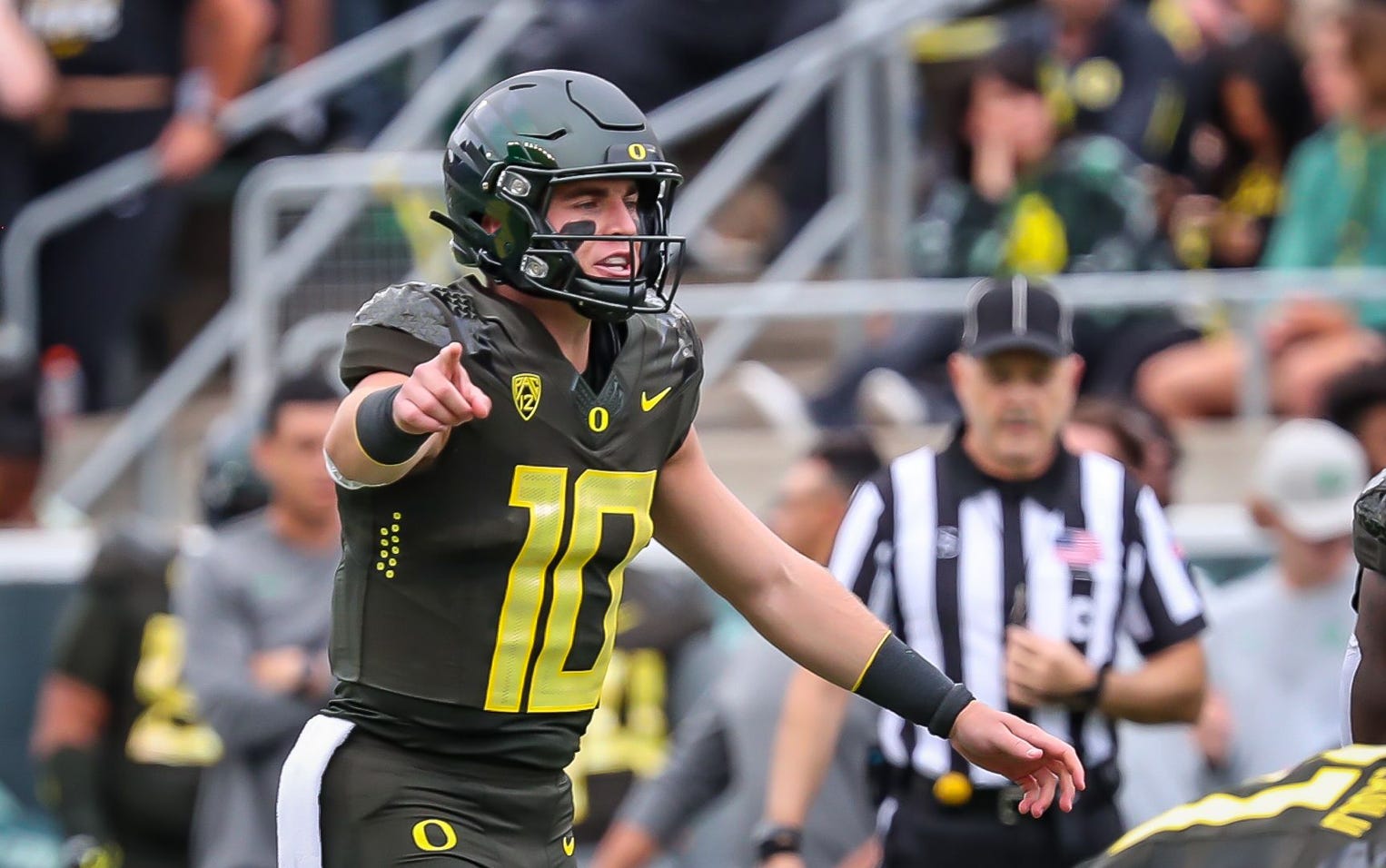 Canzano: Big Ten coming for Pac-12... officials?