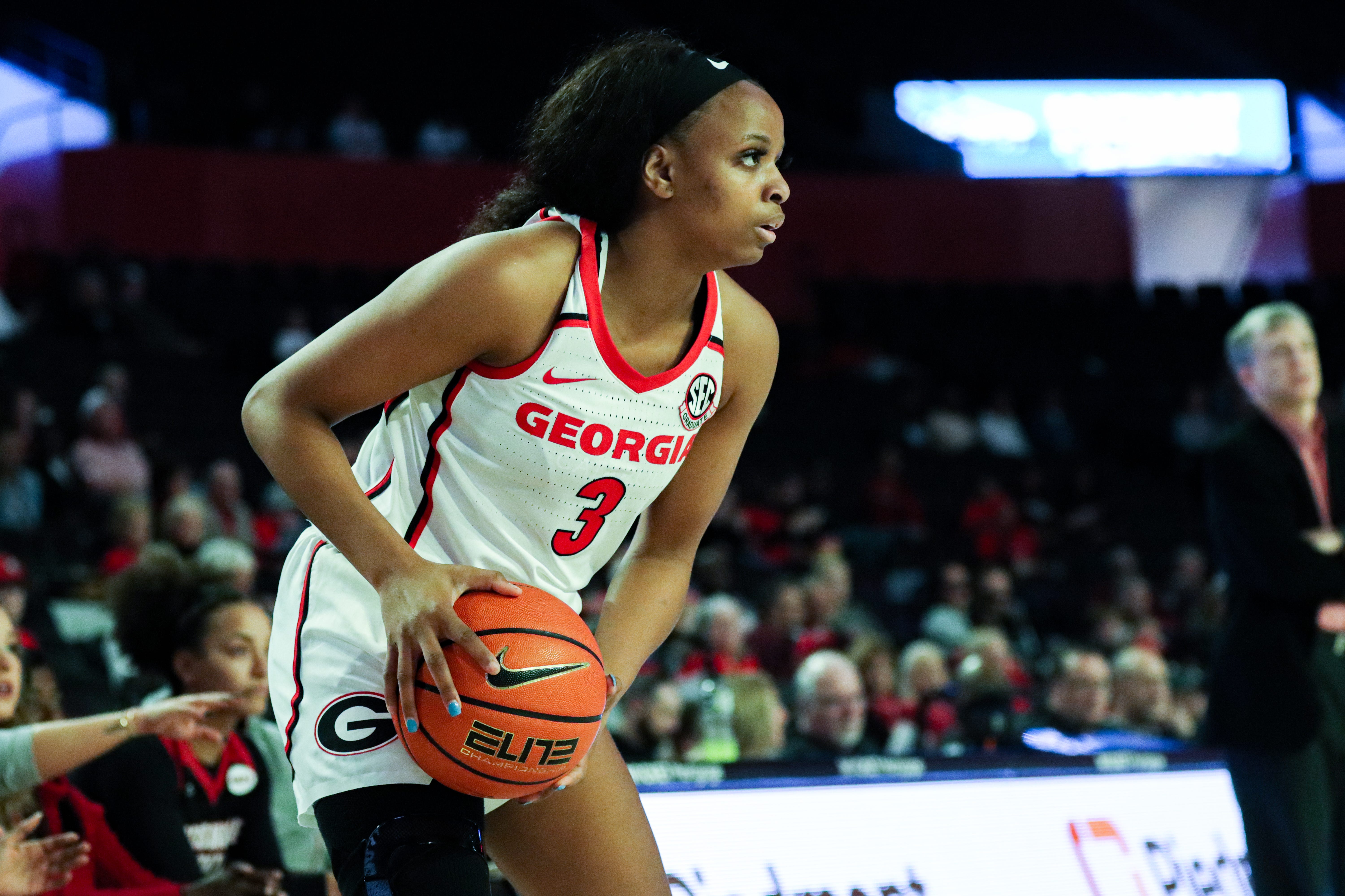 'Abe built me for this moment': Diamond Battles wills Georgia to ...