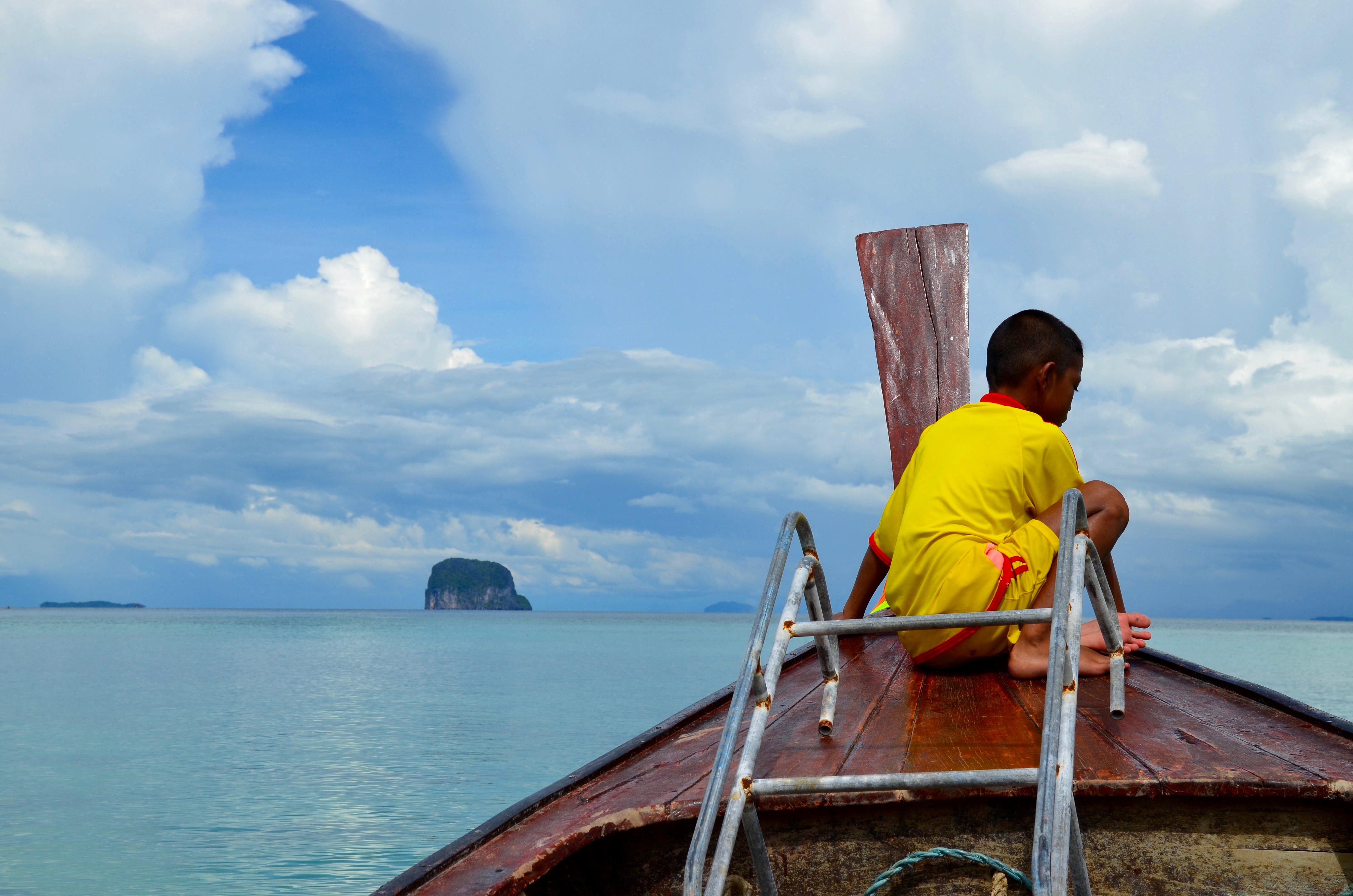 An overview of the Bulon island group - by David Luekens