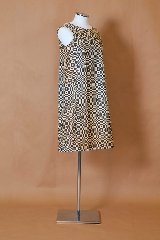 What's It Wednesdays - What to Wear, What to Wear?