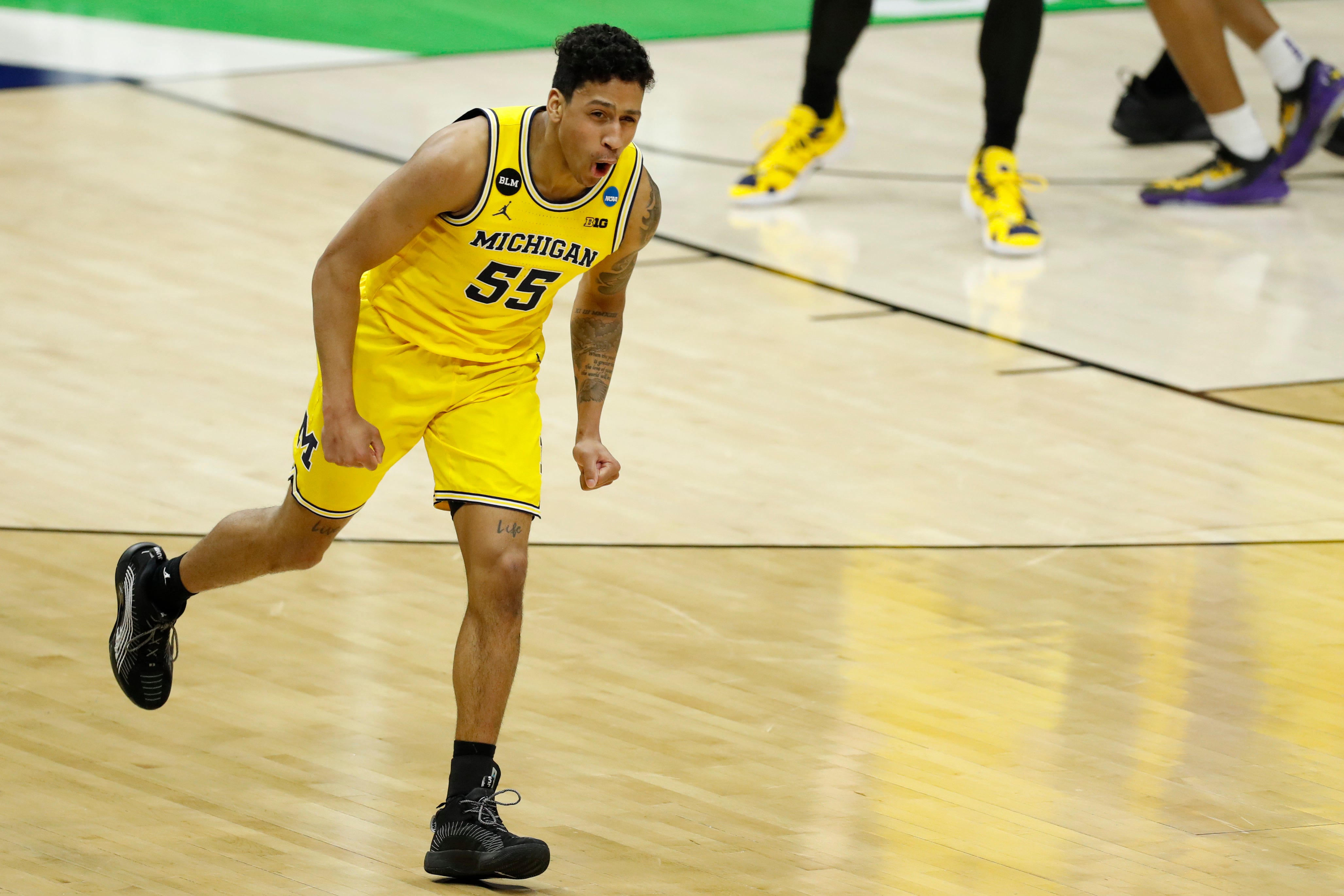 Brooks’ Leadership and Experience the Difference Against Northwestern