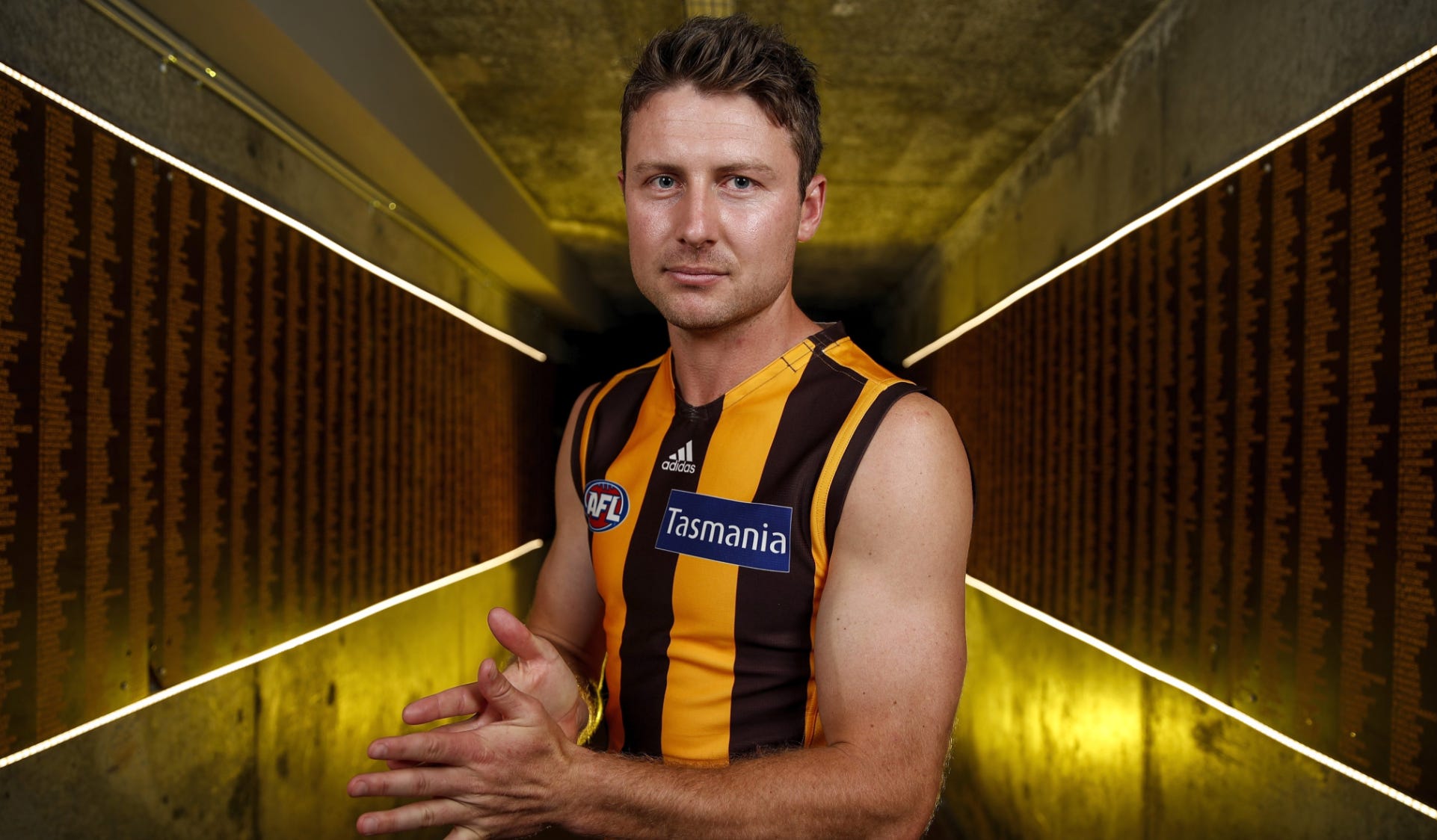 PLAYER REVIEW: #26 Liam Shiels - Hawks Insiders