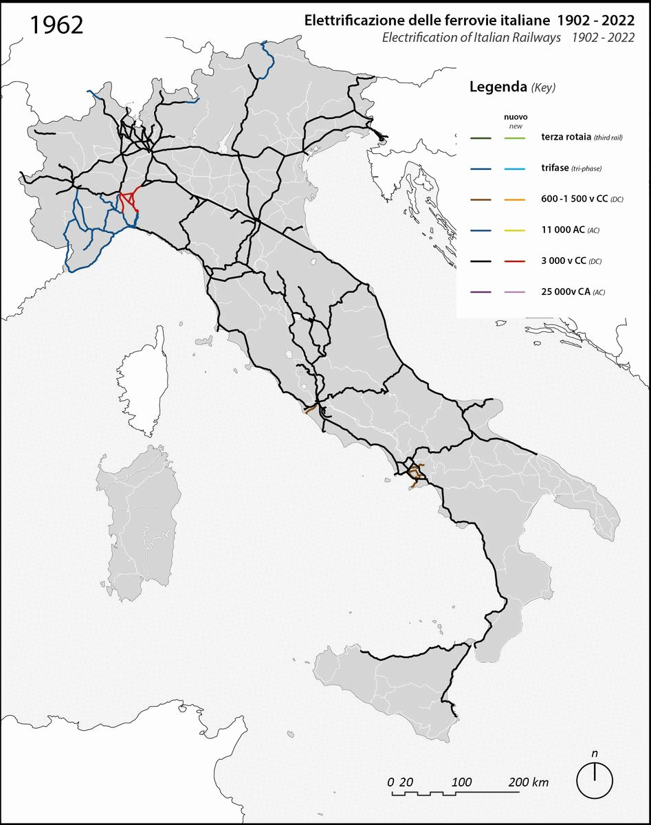 A brief visual history of rail electrification in Italy