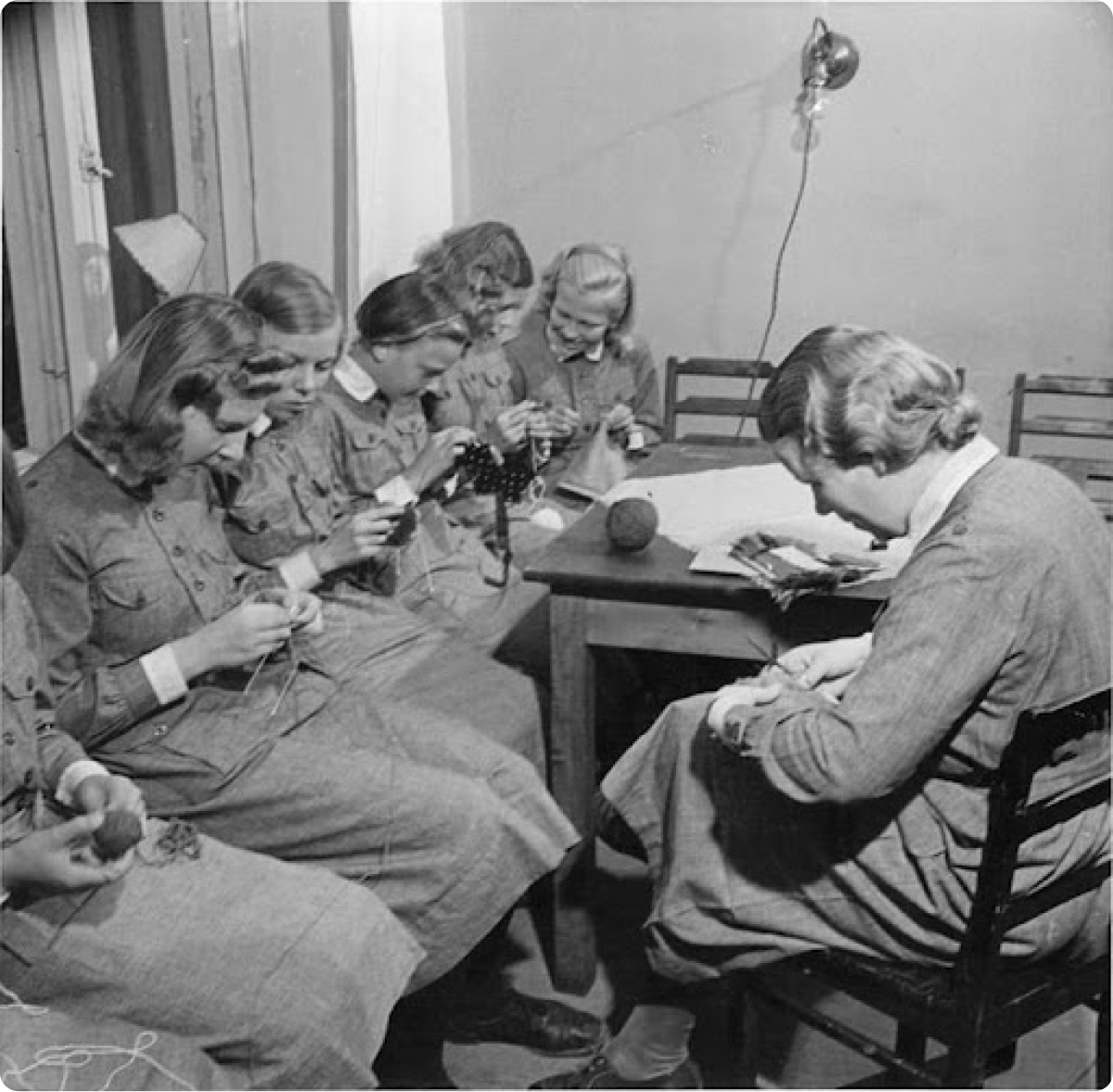 The War Years - by Wesley Eames - Without a Trace