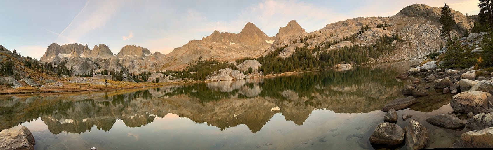 Ediza lake, Icerberg lake, Garnet lake and Thousand Island lake Ediza lake, Icerberg lake, Garnet lake and Thousand Island lake