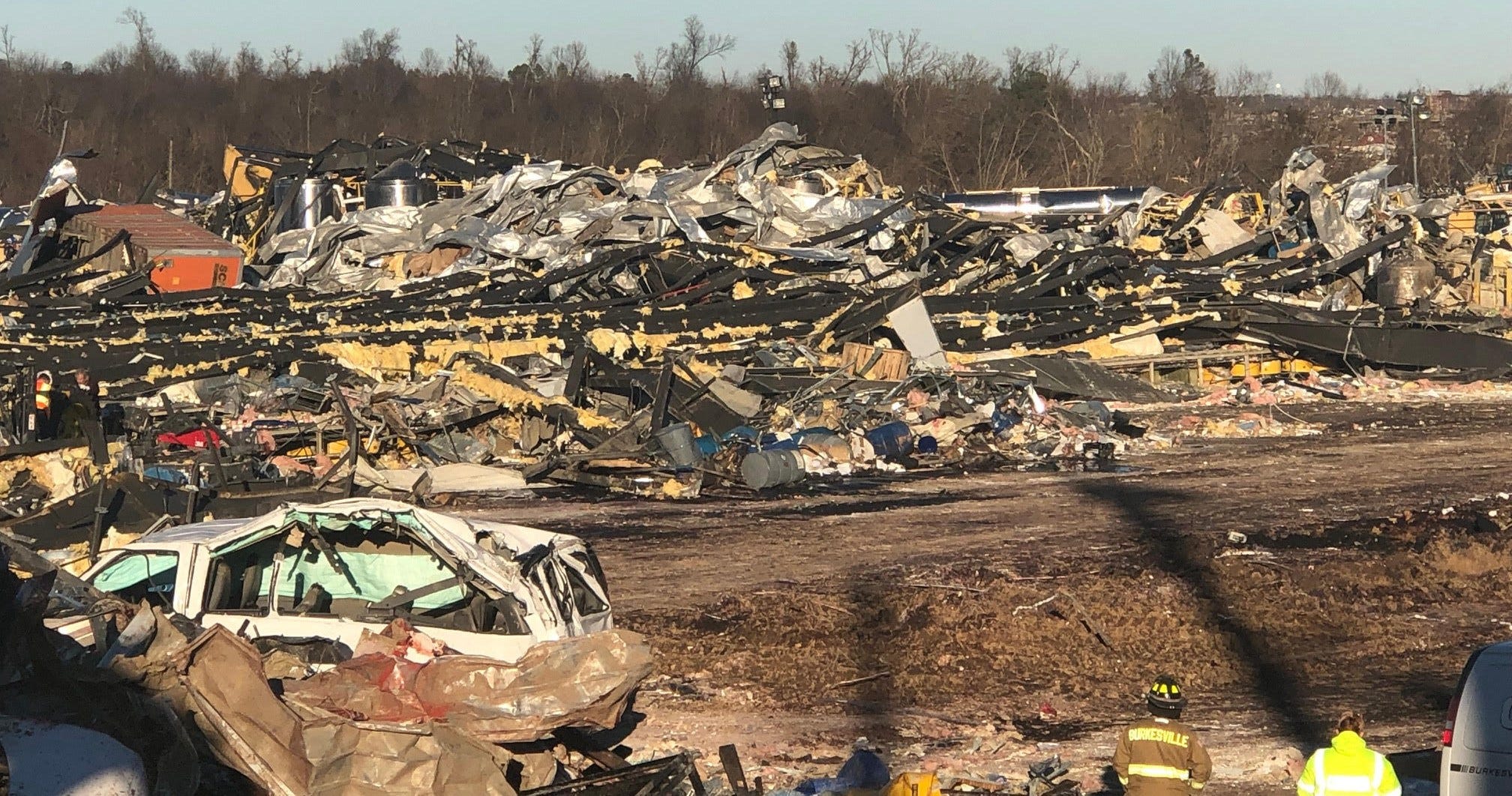 When a Killer Tornado Destroyed a Sprawling Factory and Nobody Died ...