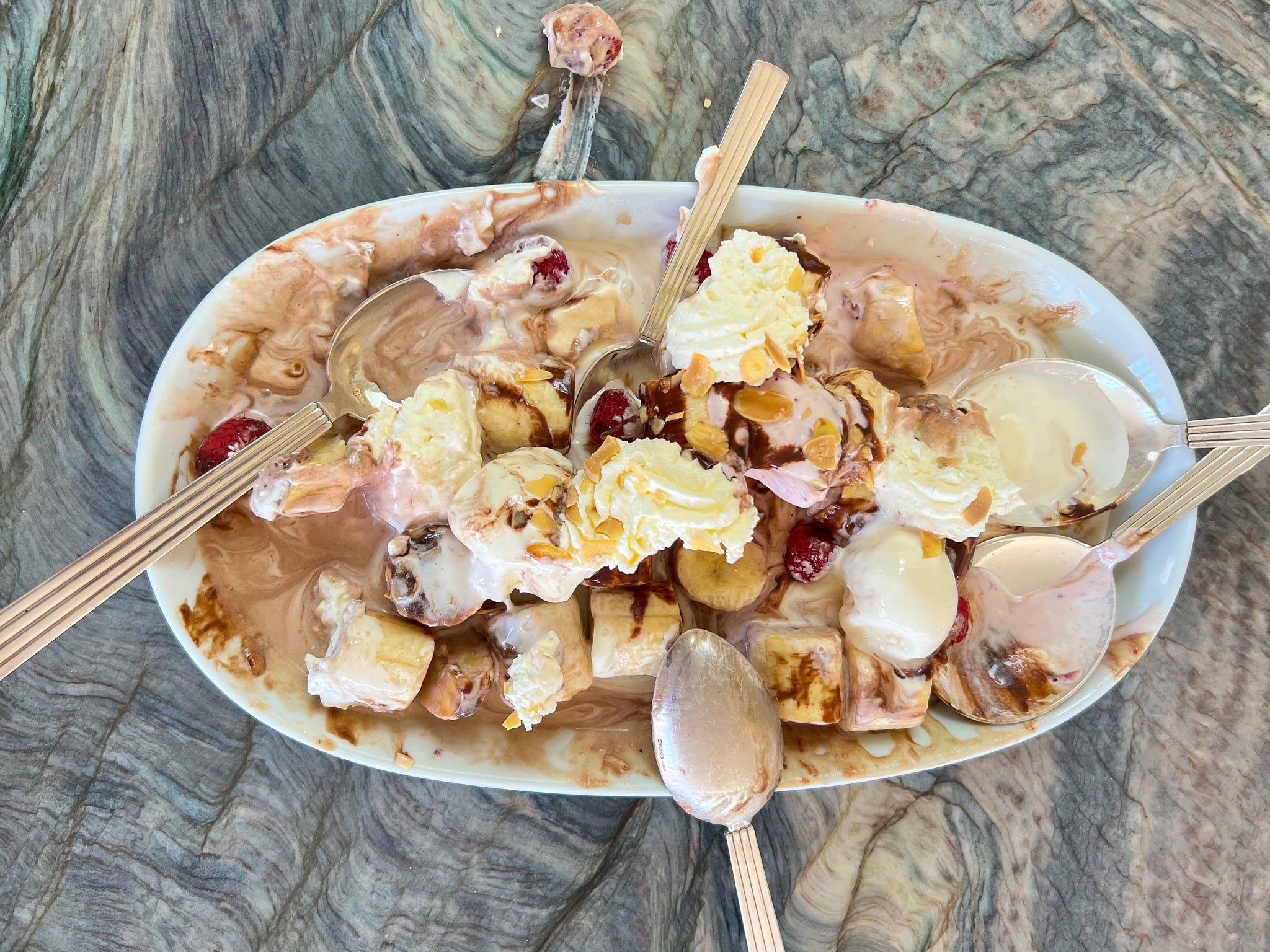 One Banana Split, Many Spoons, No Rules