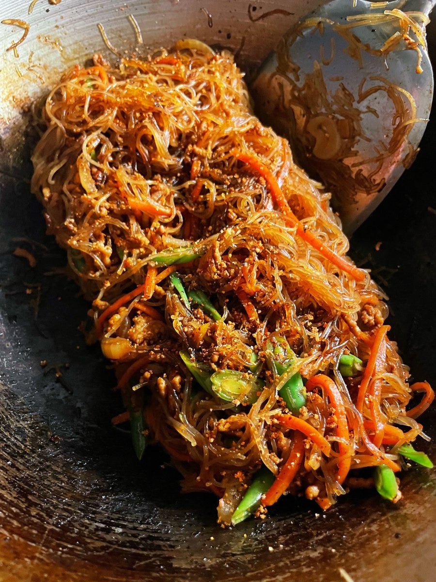 Pancit Bihon (Filipino Stir-Fried Rice Noodles)