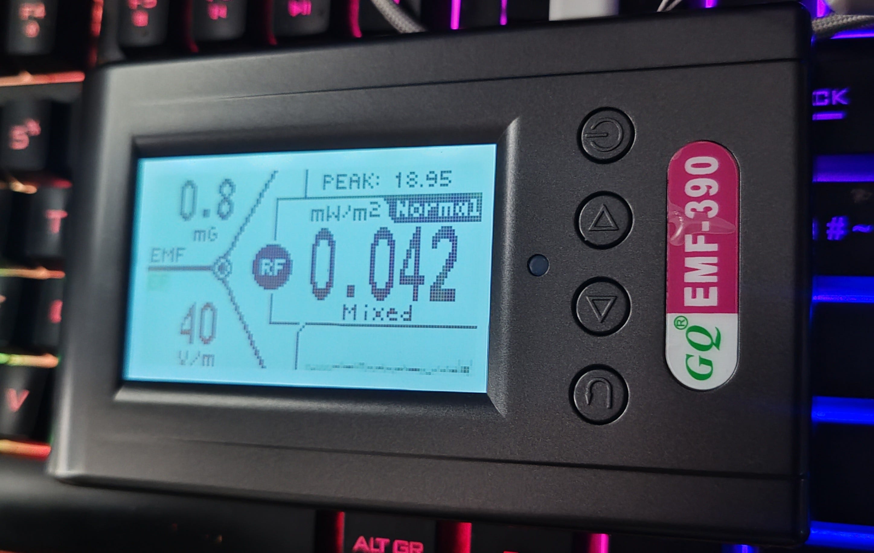 Need a good low cost EMF/RF/EF meter ? - Karl.C’s Substack