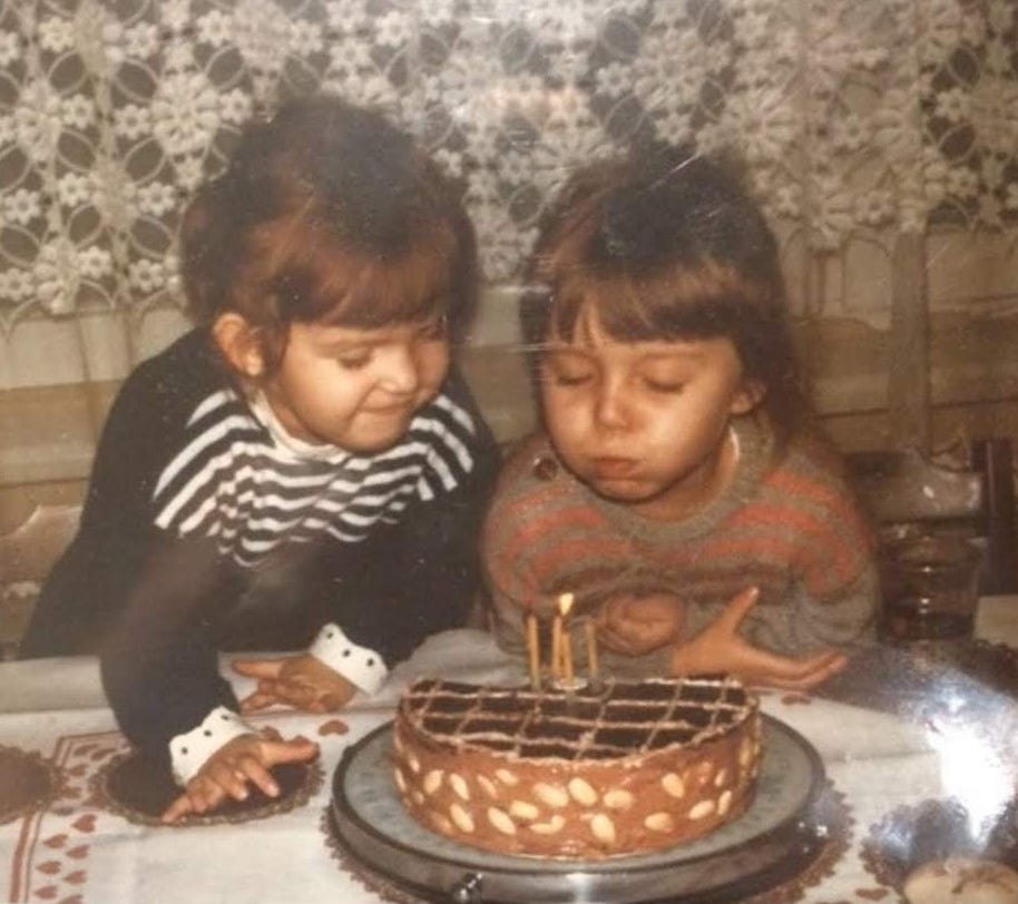 The last time I pulled off bangs - by Kasia Nikhamina