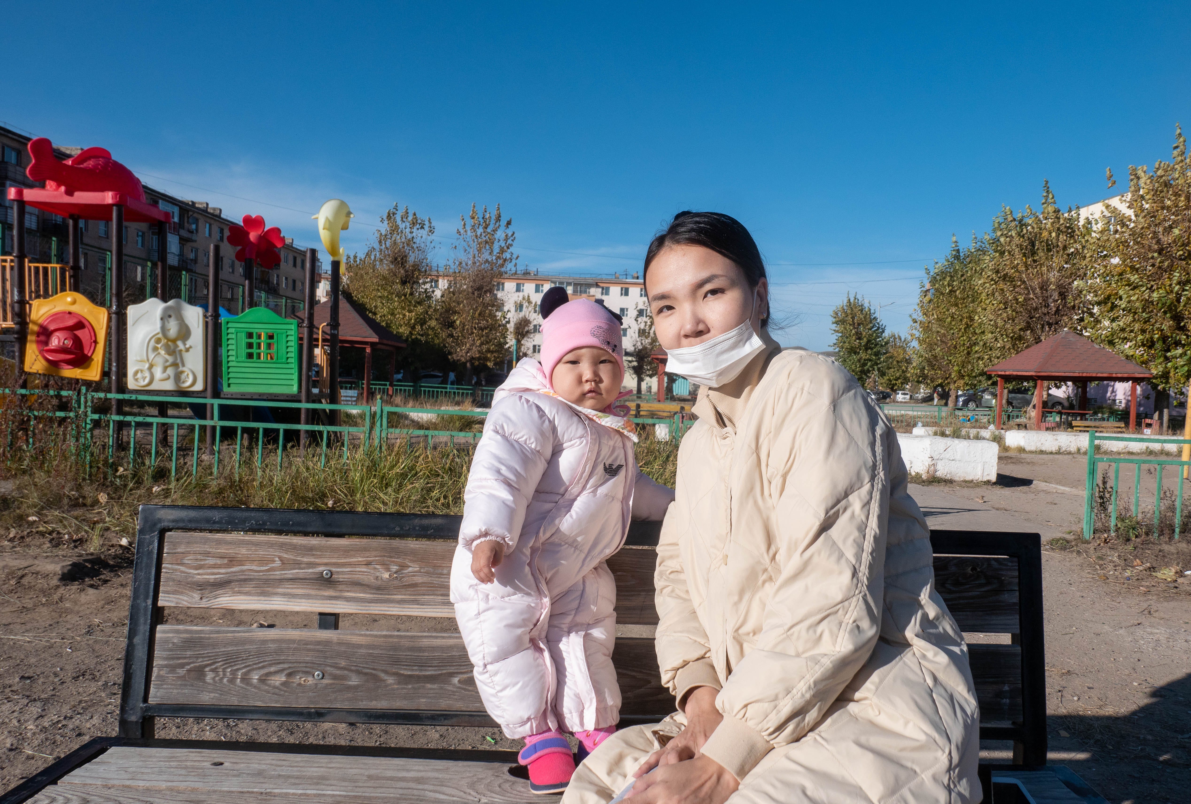 Walking Darkhan (Mongolia) - Chris Arnade Walks the World