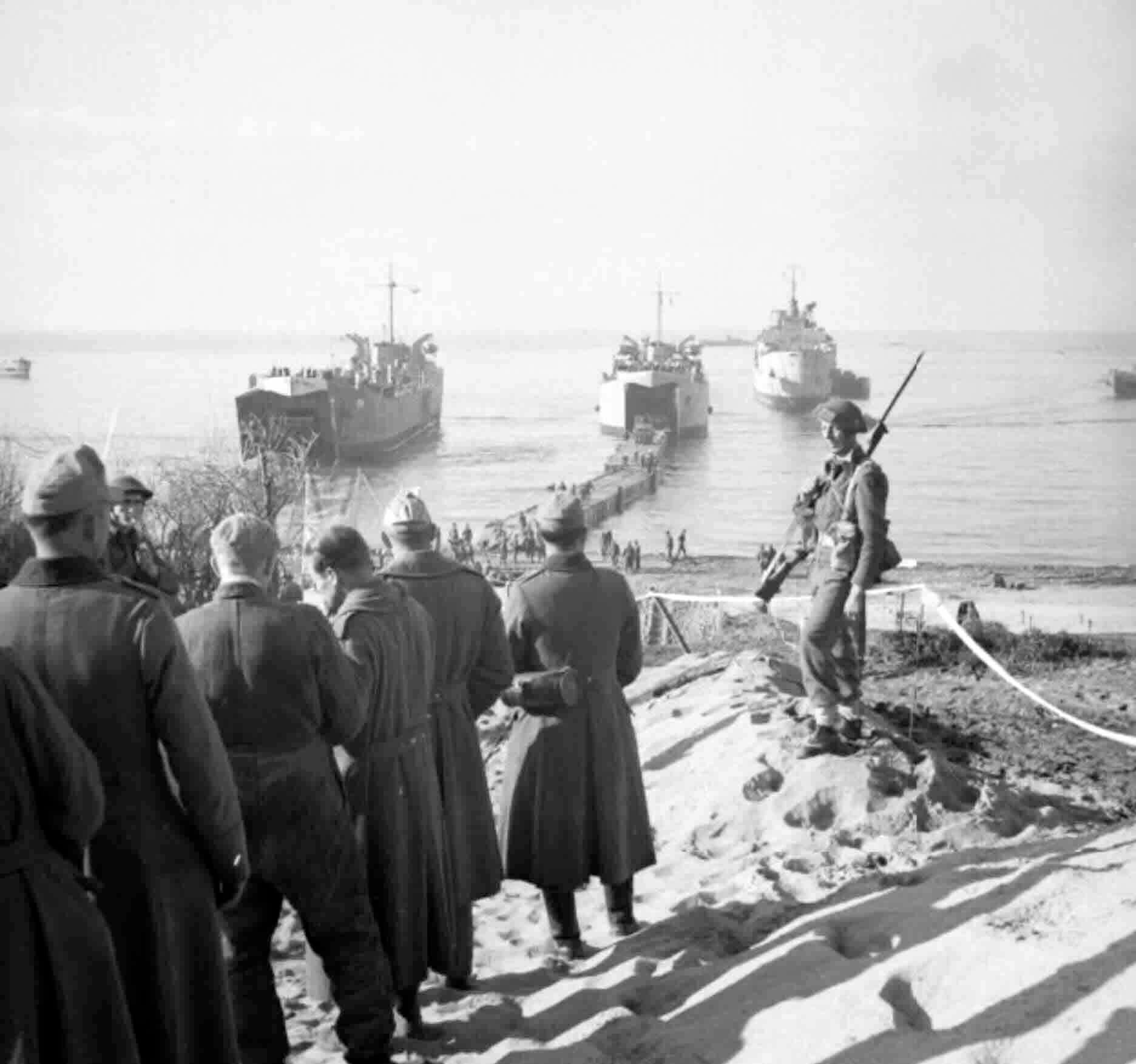 Operation Shingle: The Anzio landings - by Martin Cherrett