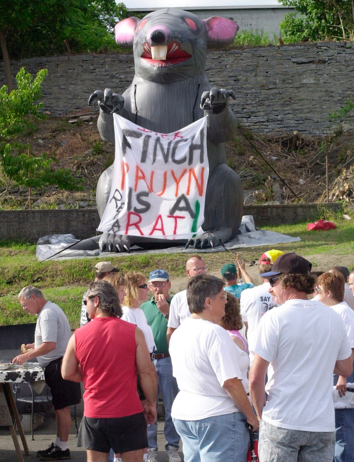 Remember 2001 Finch, Pruyn strike in new book