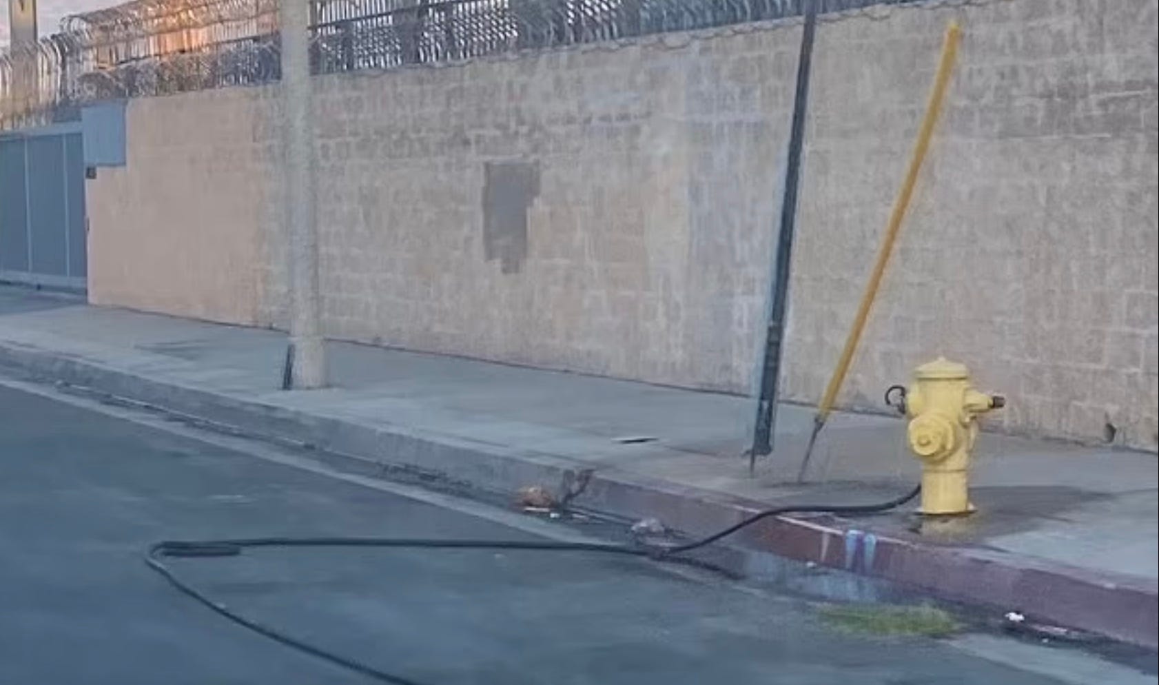 A Few Notes on the Los Angeles-Model Favela - by Chris Bray