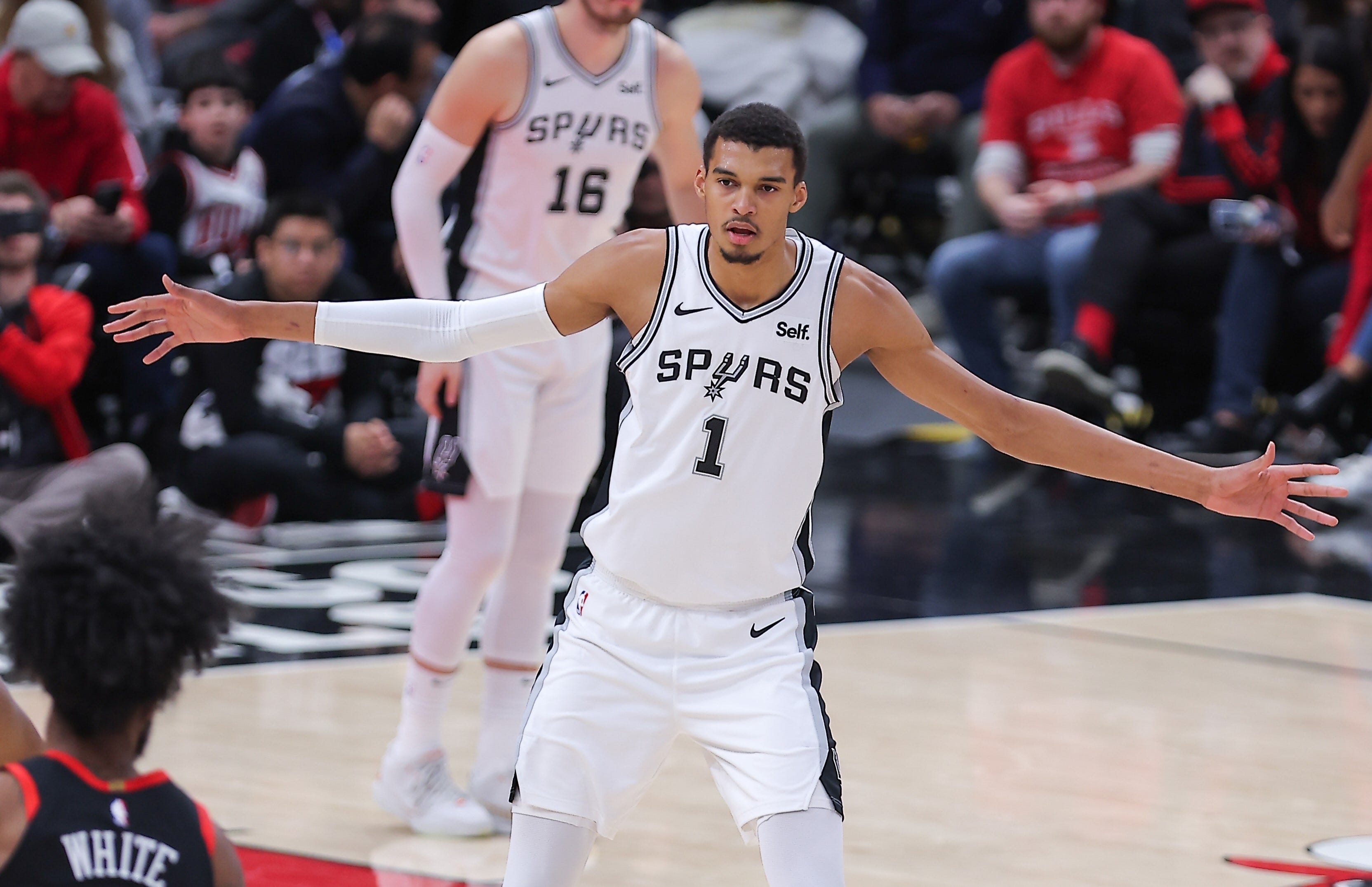 Who Will Be the New King of the 5x5? - 🏀 5x5 | Royce Webb