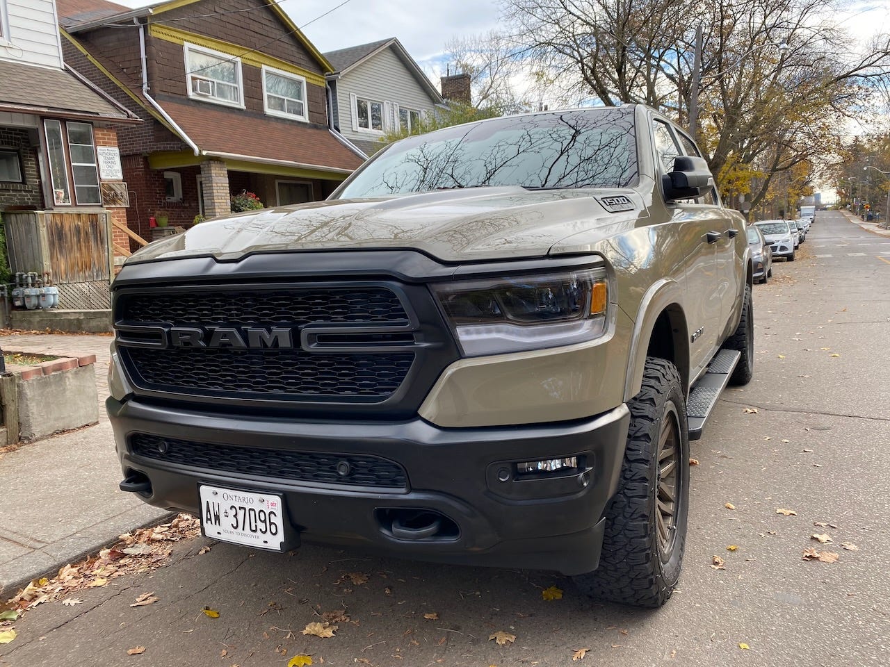 New studies find SUVs and pickups with high flat fronts are 45% more ...