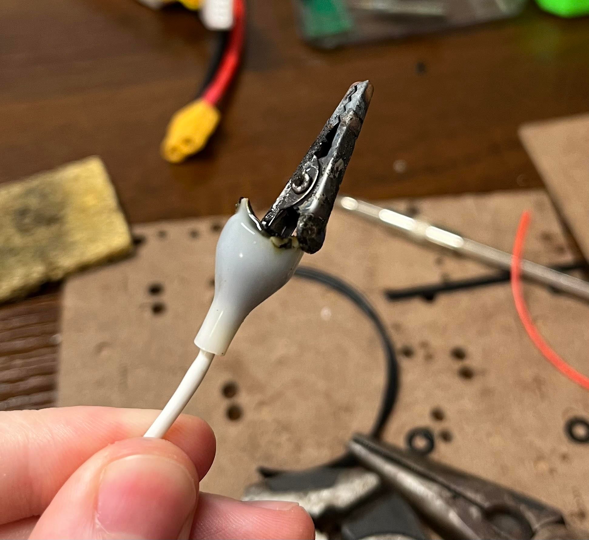 Build a Powerful High Voltage Generator That's Also an Induction Heater ...