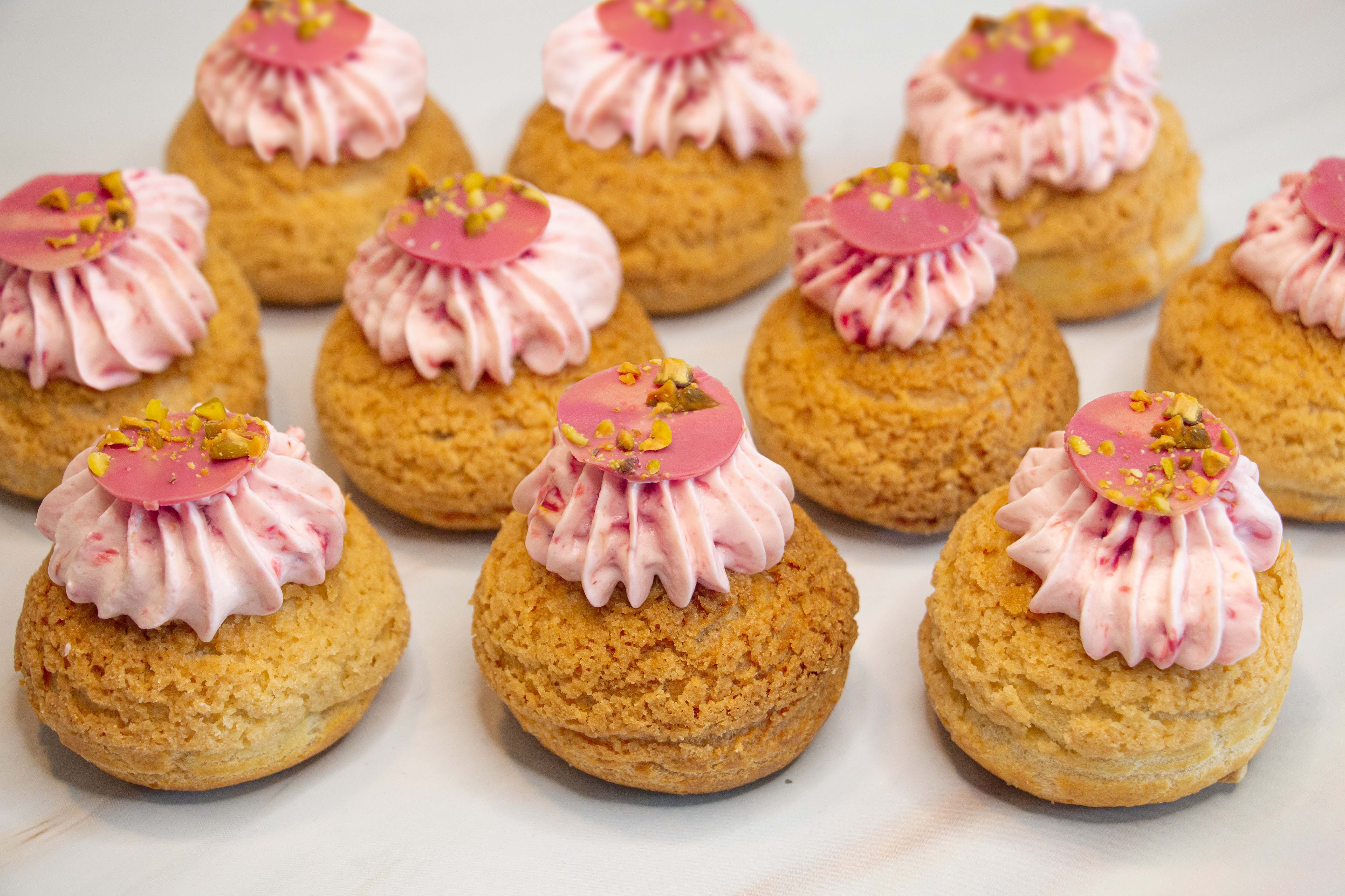 Choux au Craquelin - Ciarra Minnich