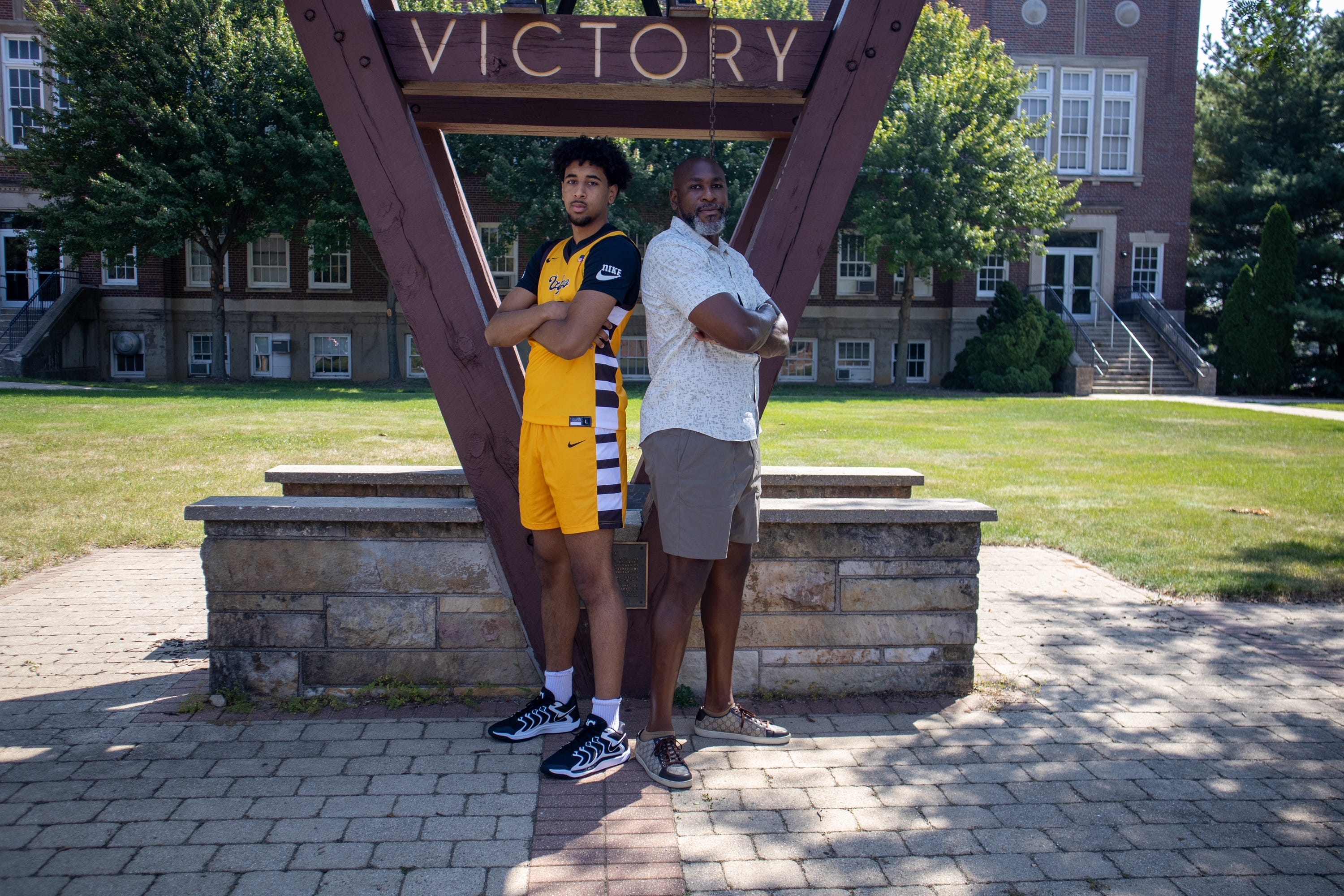 Pettigrew commits to Valpo - by Paul Oren