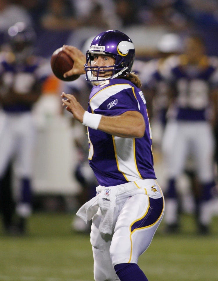How a former Viking became the internet's QB coach