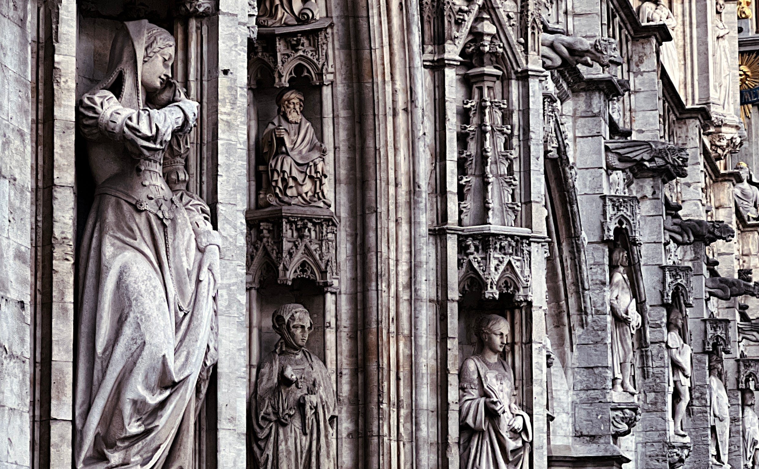 Two Short Histories of Gothic Architecture - by Ben Loomis