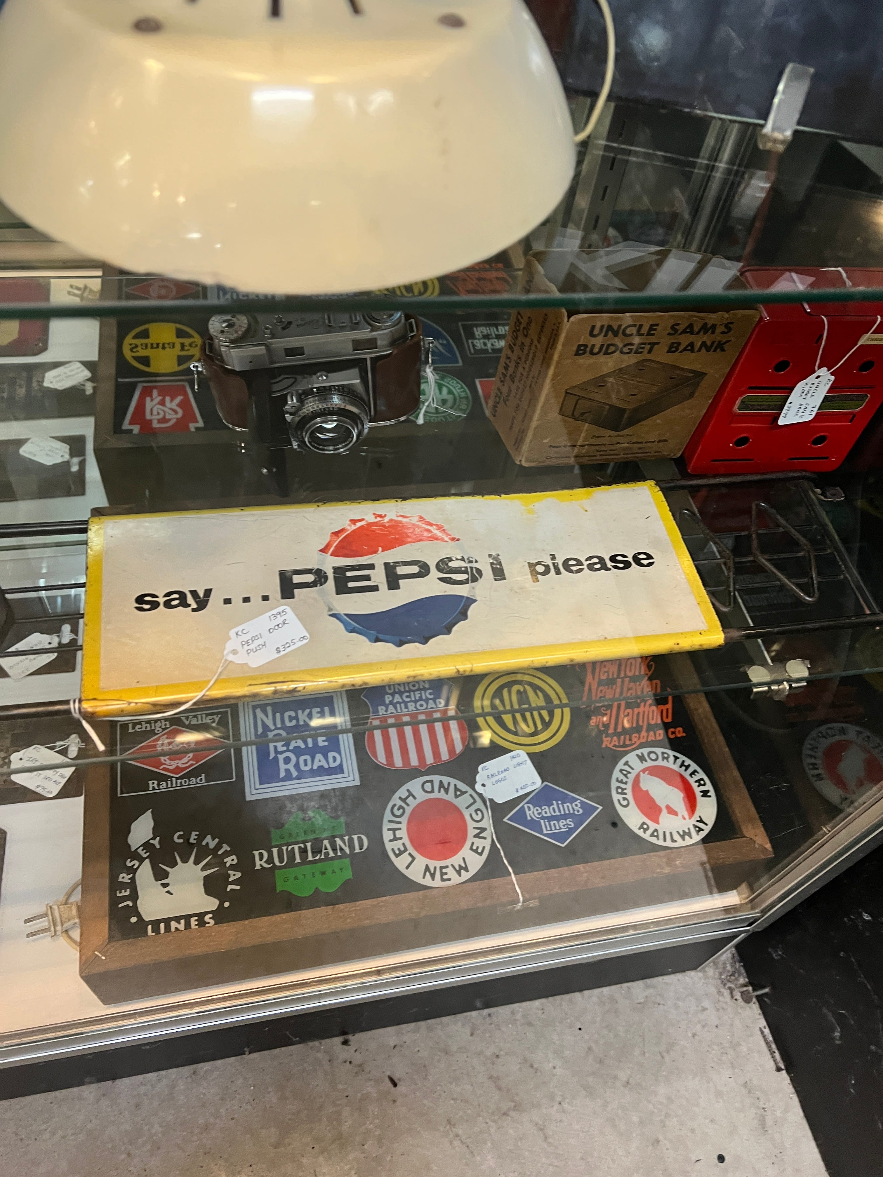 Pepsi's new retro logo and the evolution of an icon as seen on the ...