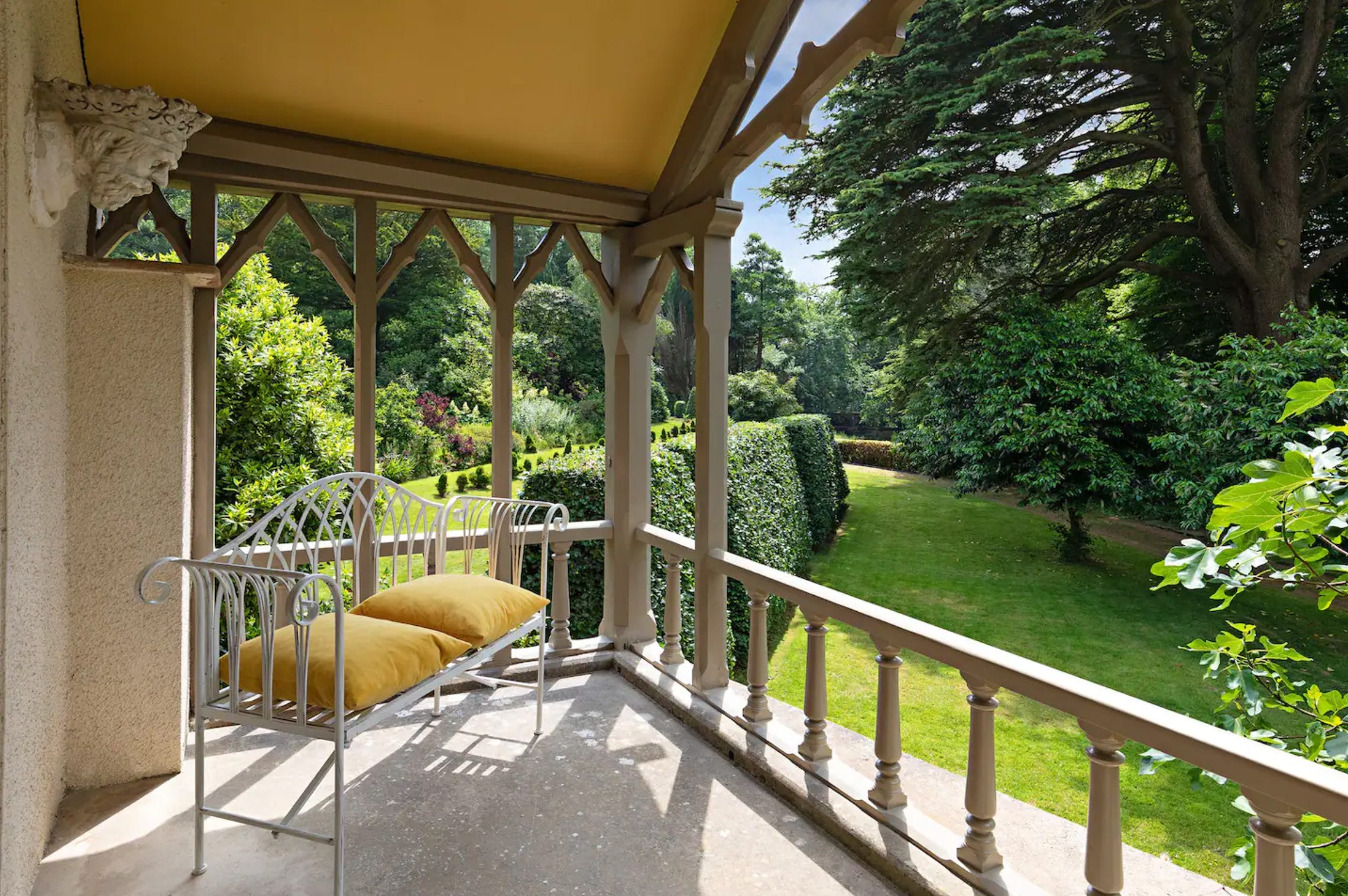 Tat London - Beautiful Airbnb's Part One - by Tat London