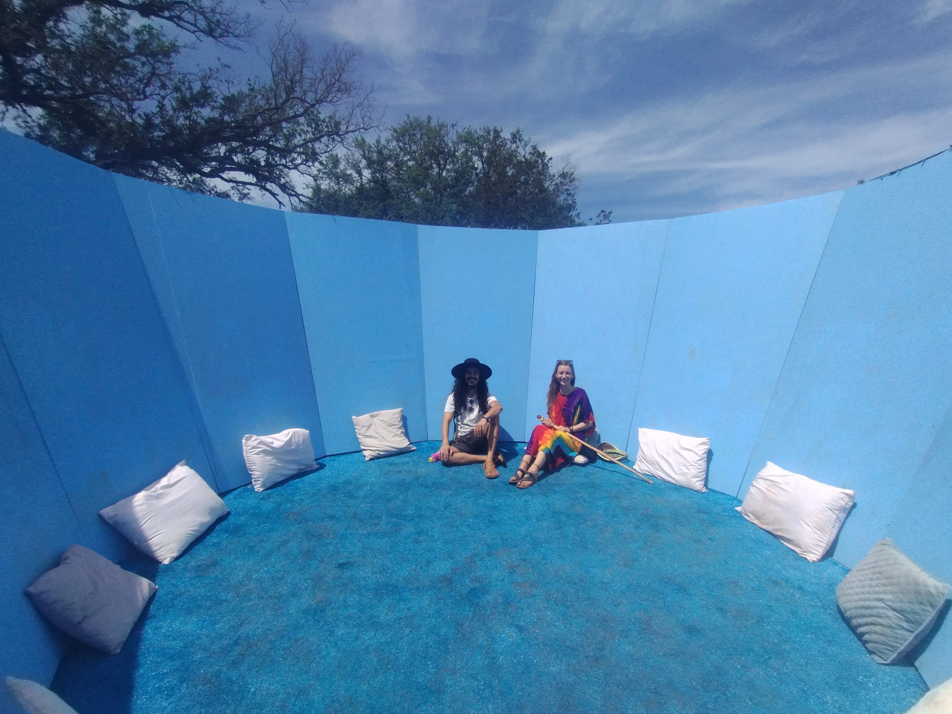 Sad Ear Worm - Techgnosis