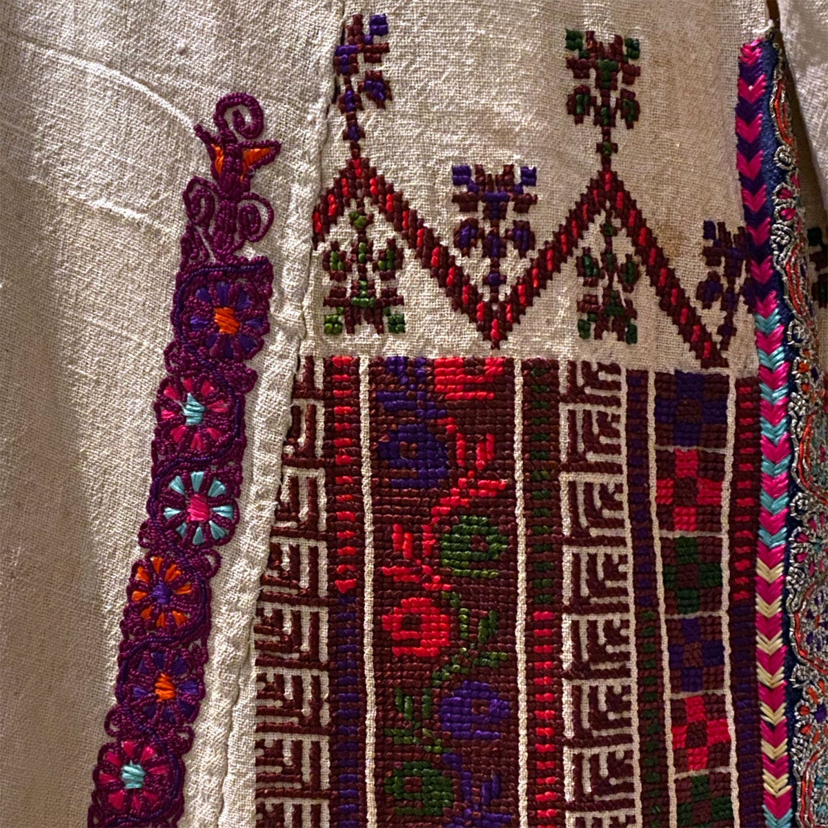 Material Power: Palestinian Embroidery - by Joumana Medlej